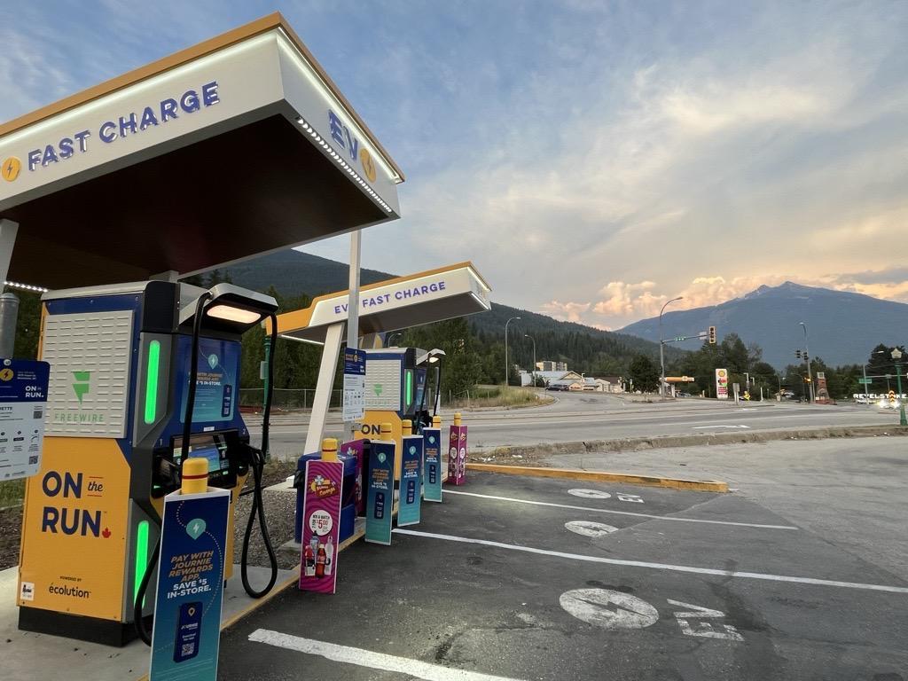 On the Run - Convenience Store | Revelstoke, BC | EV Station