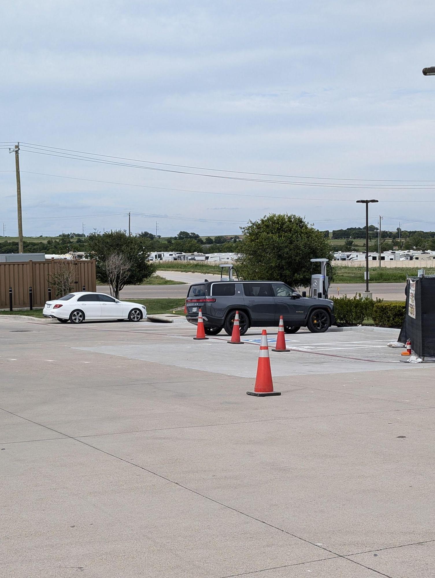 Buc-ee's Temple, TX | Mercedes-Benz High-Power Charging | Temple, TX ...