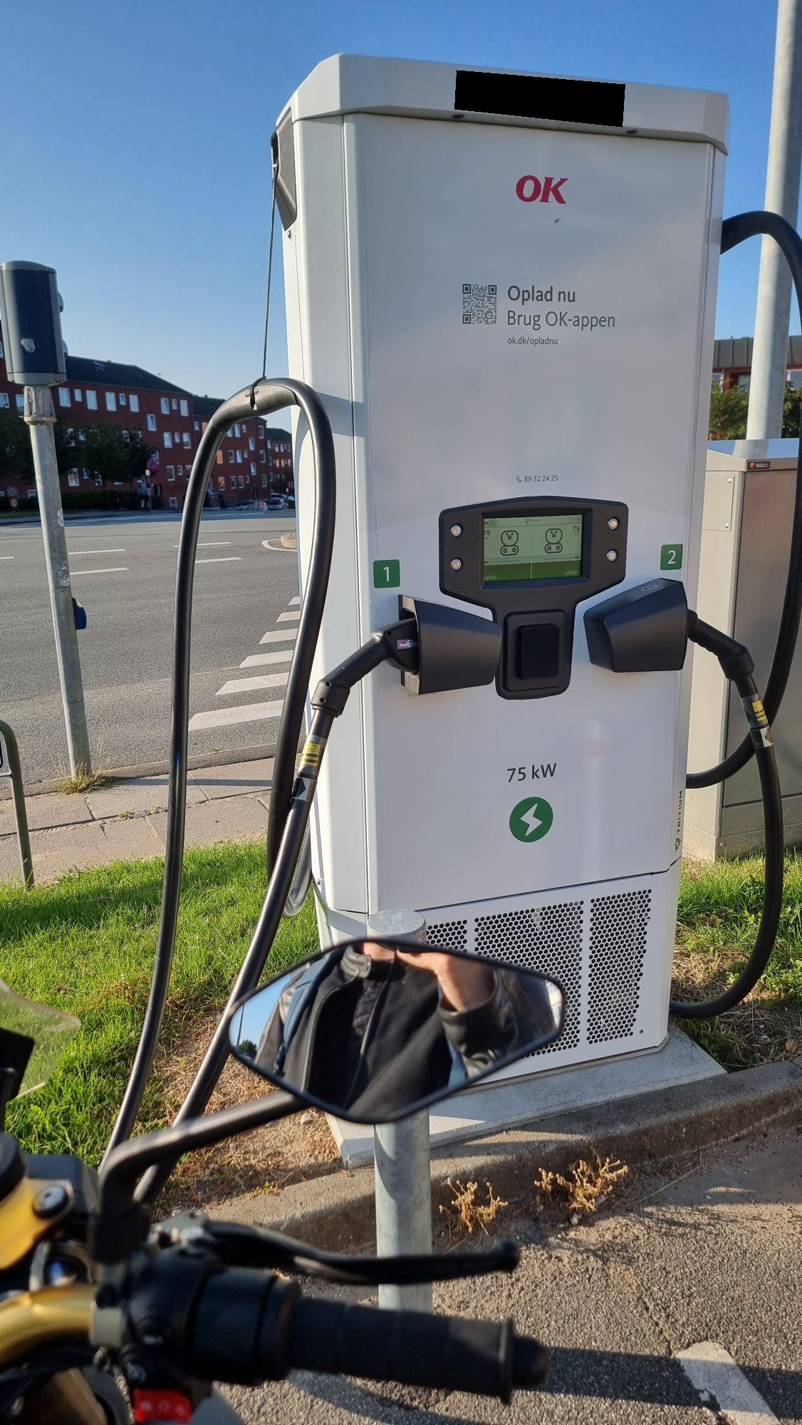 365 Discount | Holme Møllevej 49, 8260 Viby, Denmark | EV Station