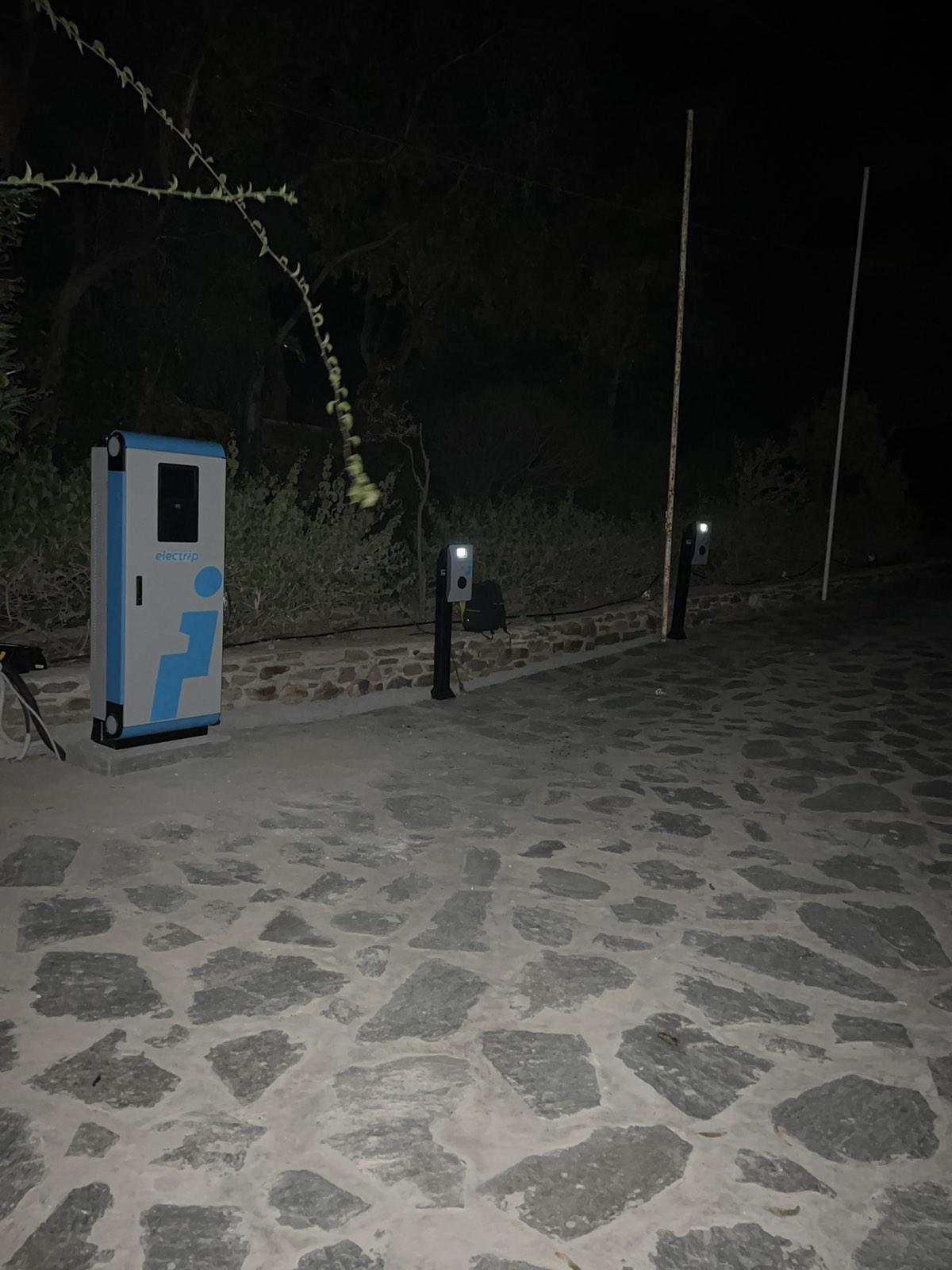 Electrip - Punda Beach | 27H2+8M Paros, Greece | EV Station