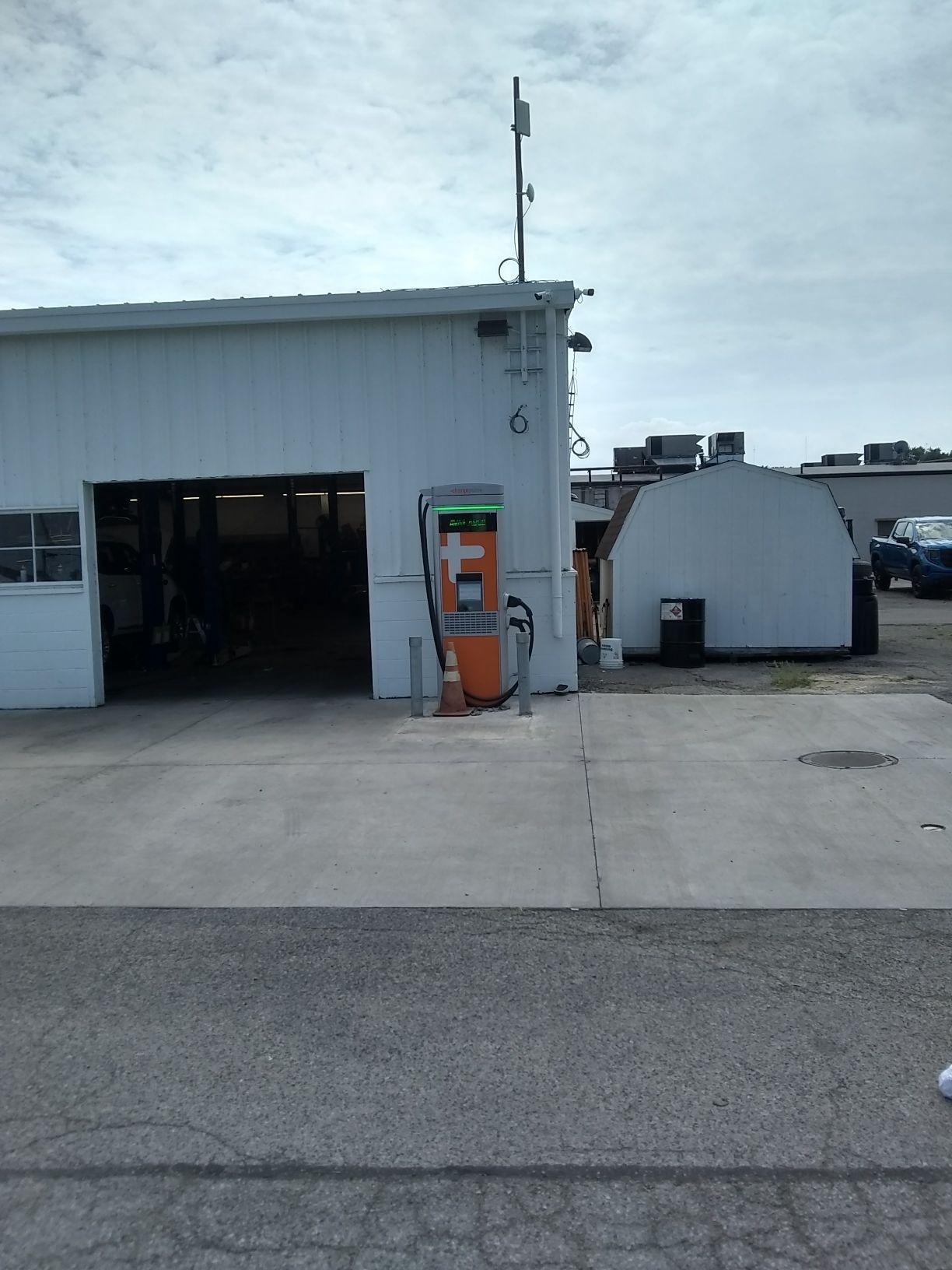 Groulx Buick GMC | Monroe, MI | EV Station