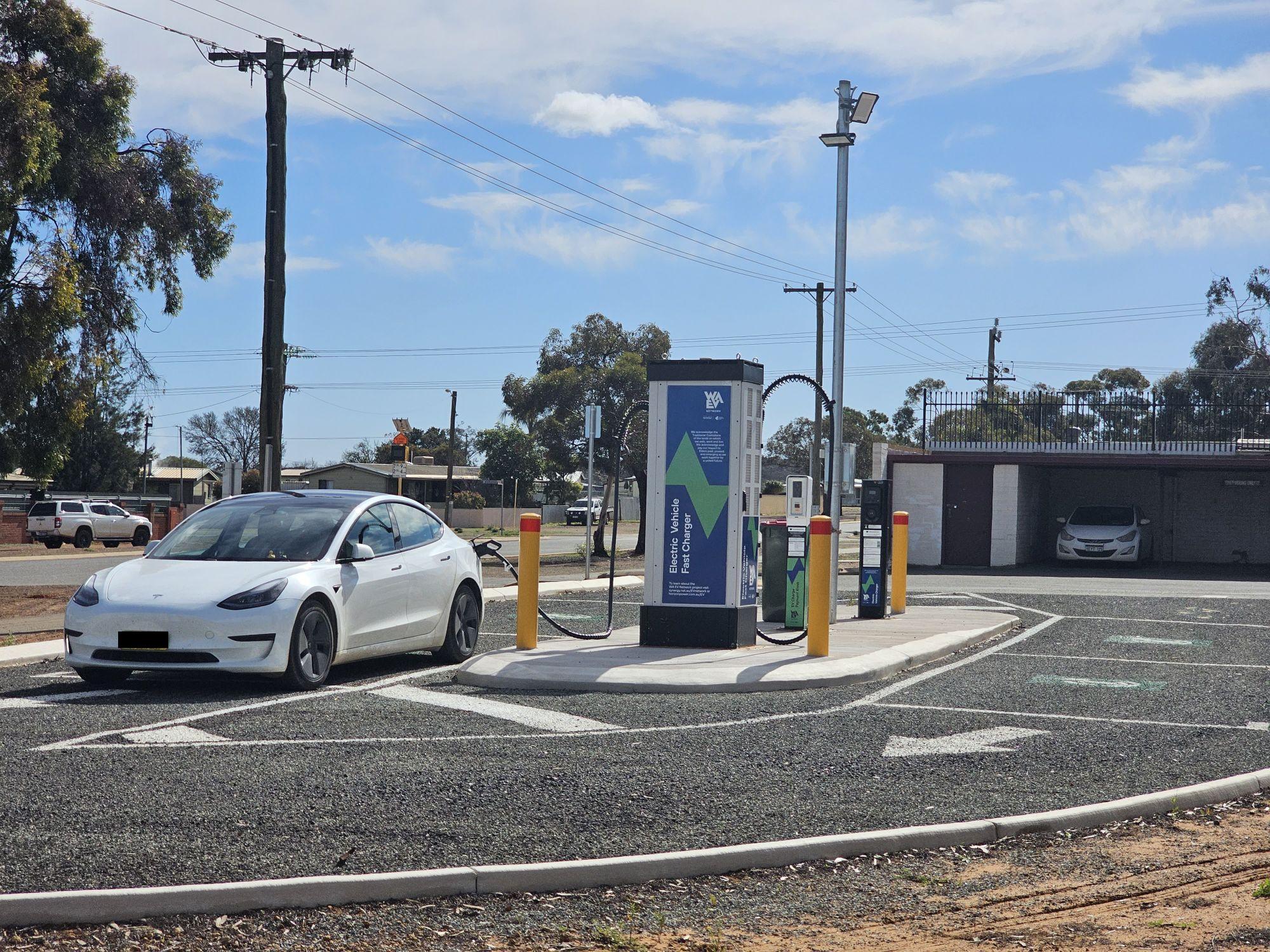WA EV Network - Coolgardie Shire Office | Coolgardie, WA | EV Station
