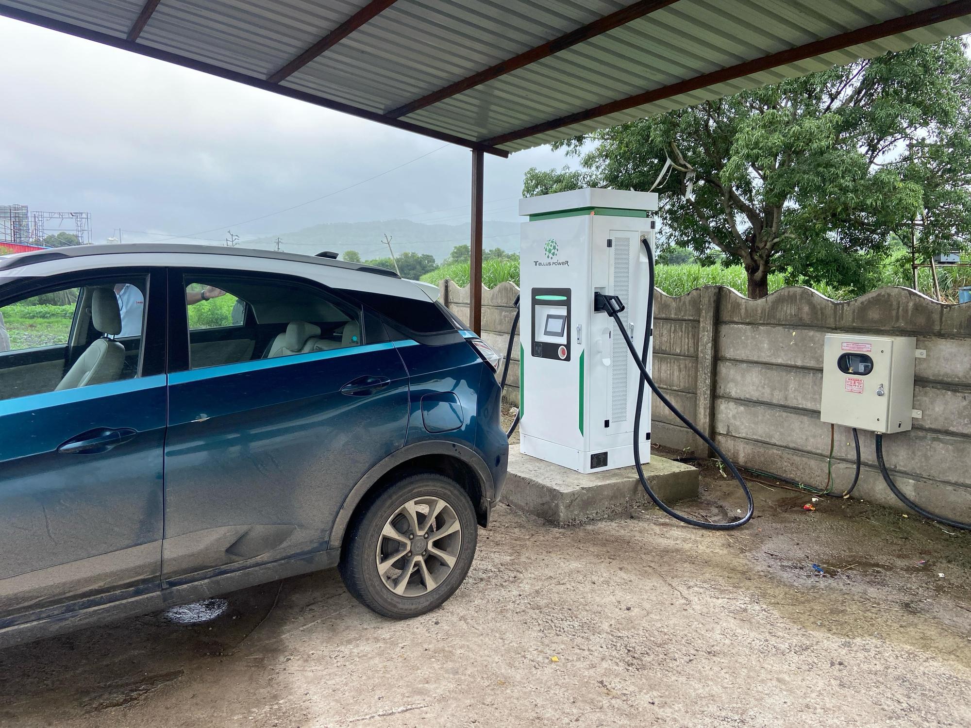Zeon Charging Station | DC 60kW CCS Dual Gun | PSTR - Anewadi Toll ...