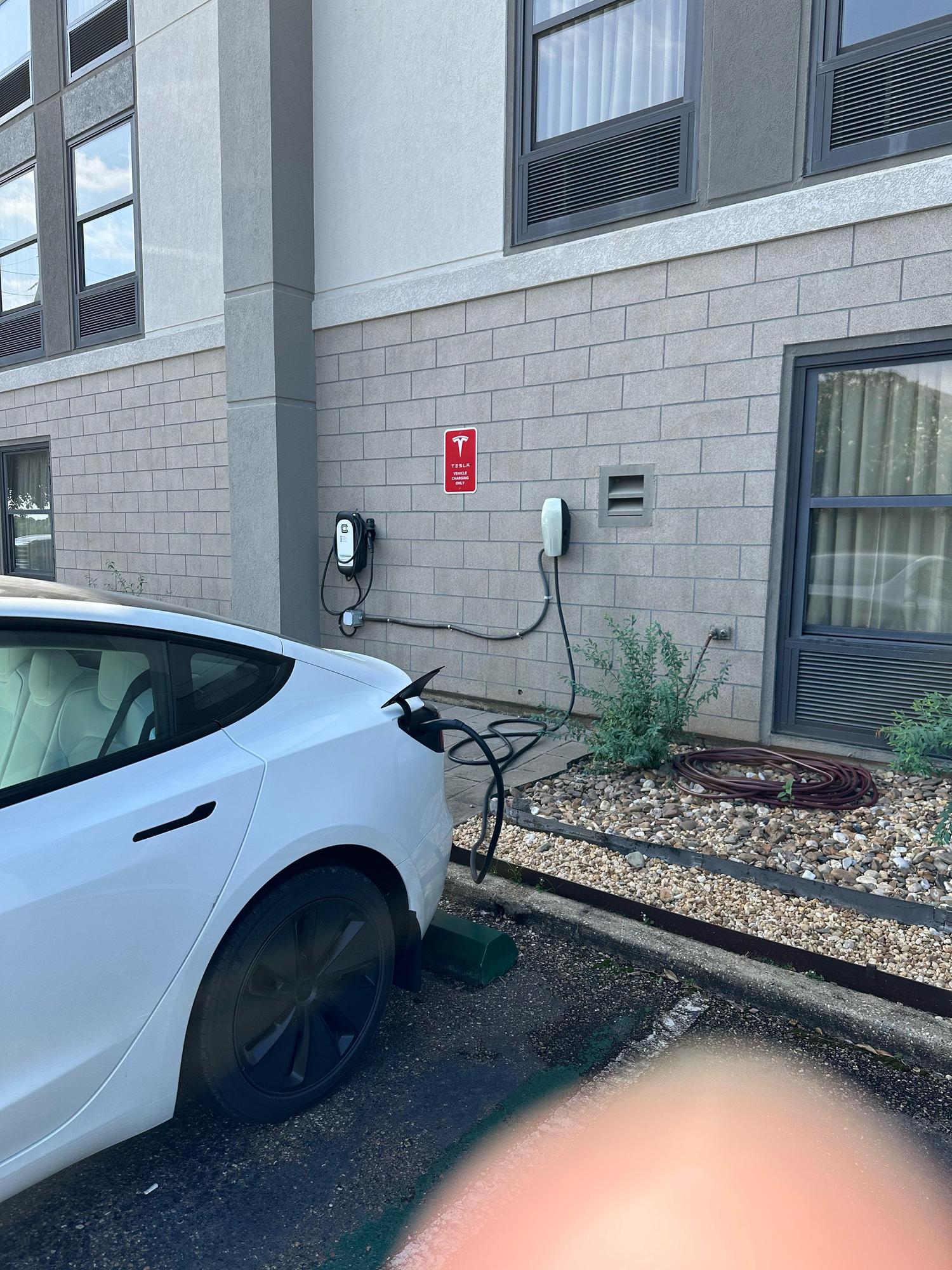 Hampton Inn | Ruston, LA | EV Station