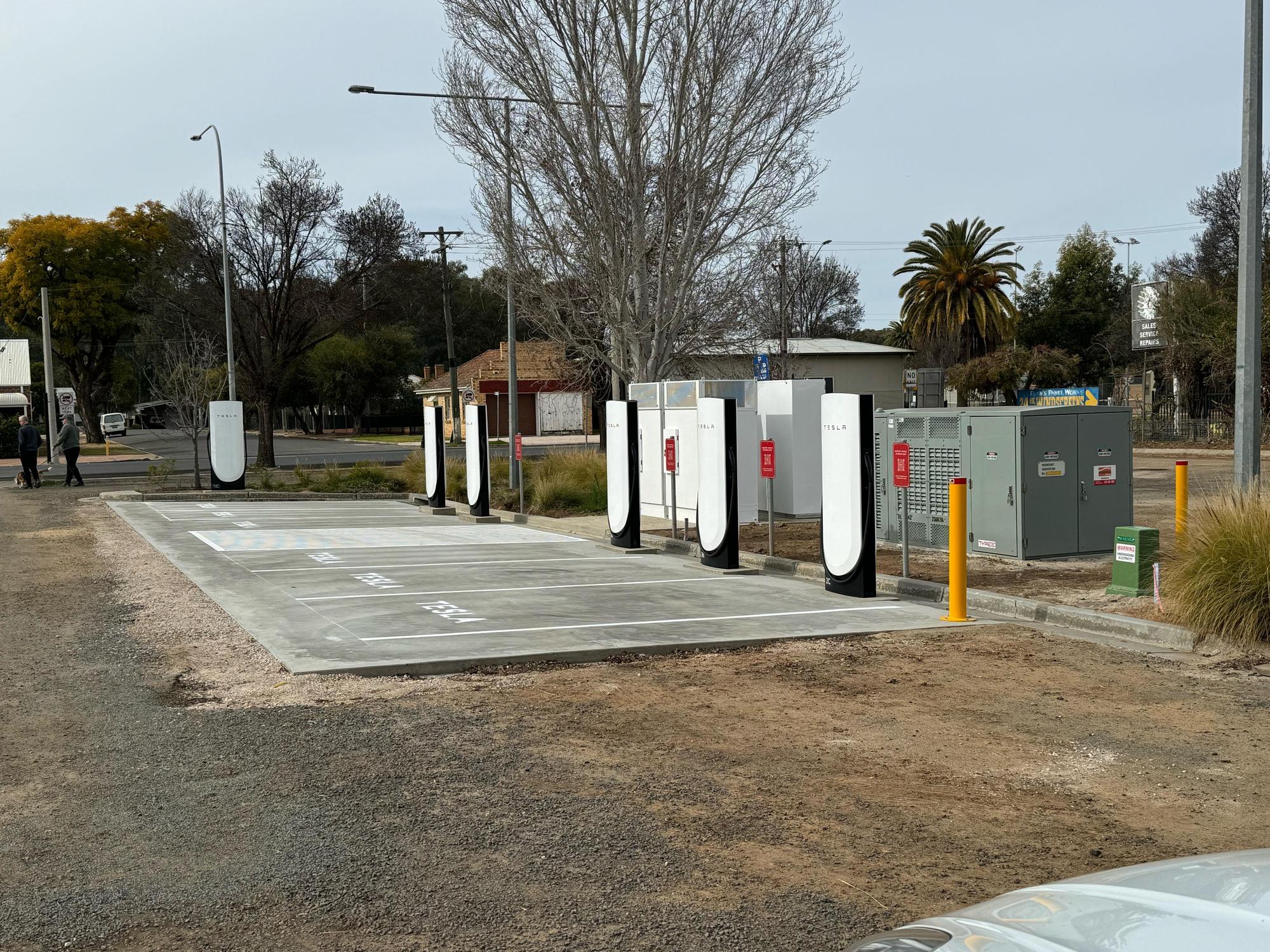 Bidgee Motor Inn (2) | Hay, NSW | EV Station