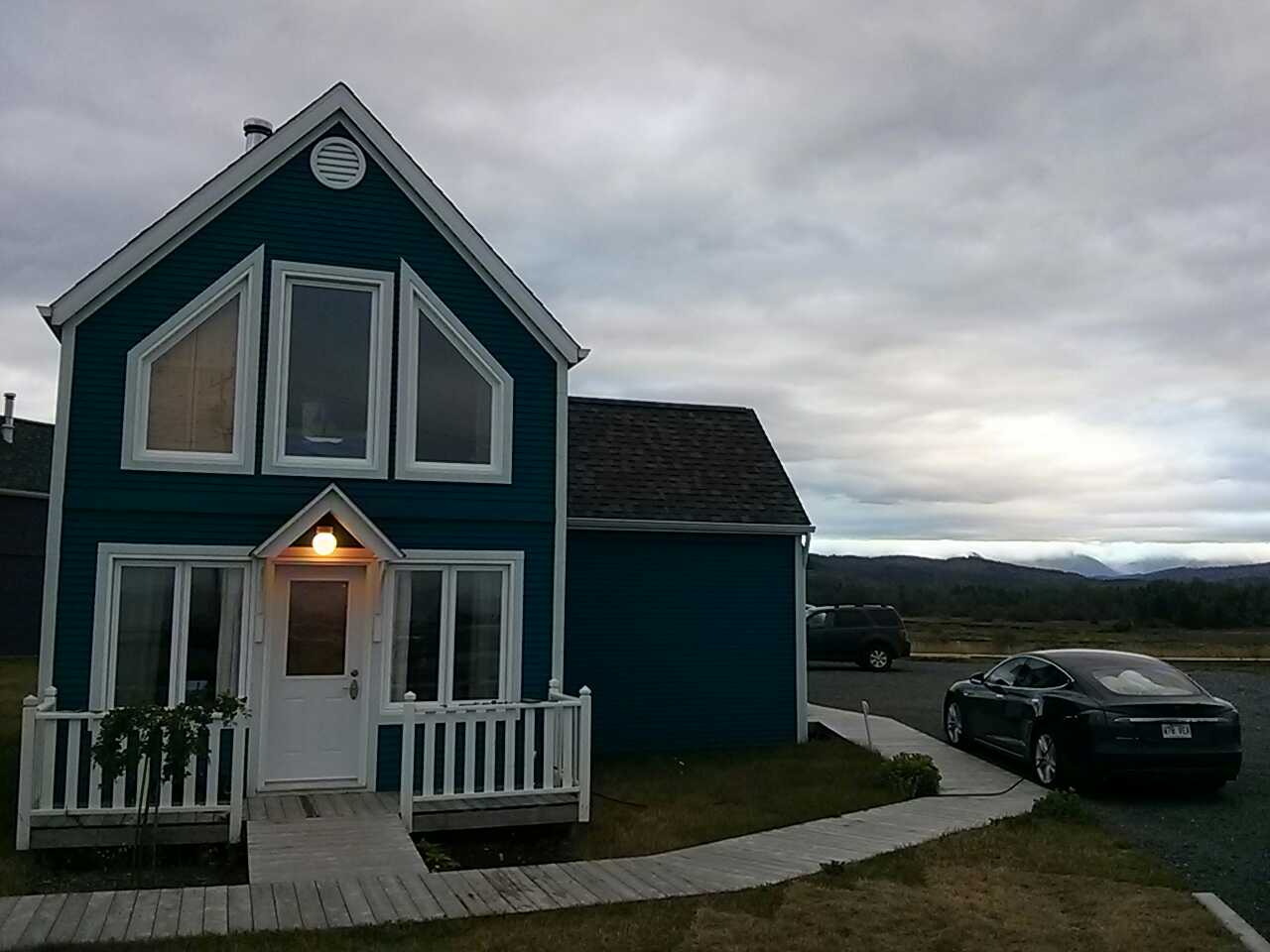 Valmont Plein air | Cap-Chat, QC | EV Station