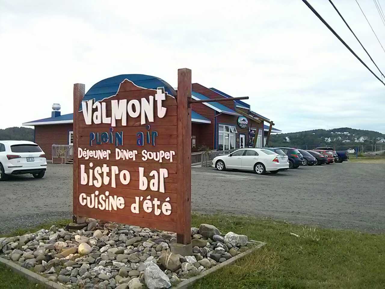 Valmont Plein air | Cap-Chat, QC | EV Station