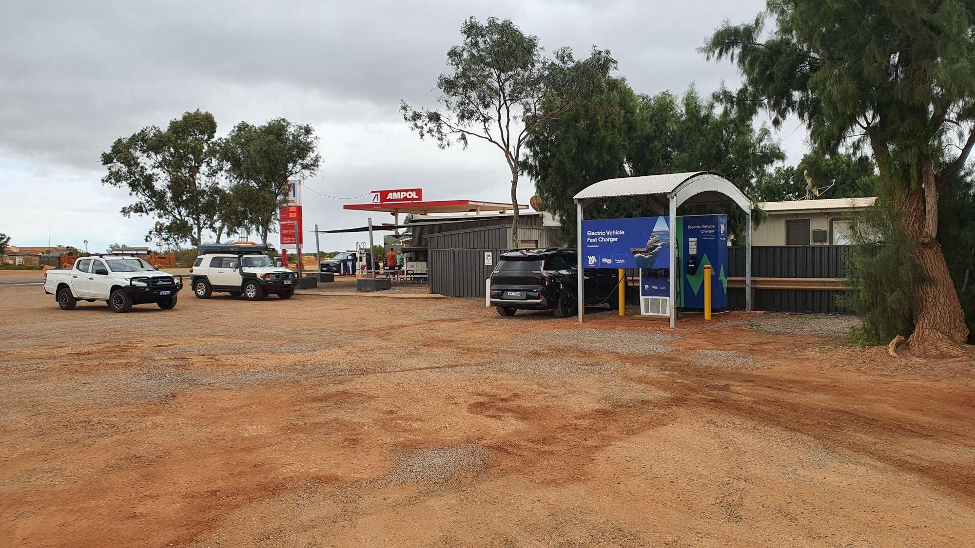 Overlander Roadhouse (1) | Hamelin Pool, WA | EV Station