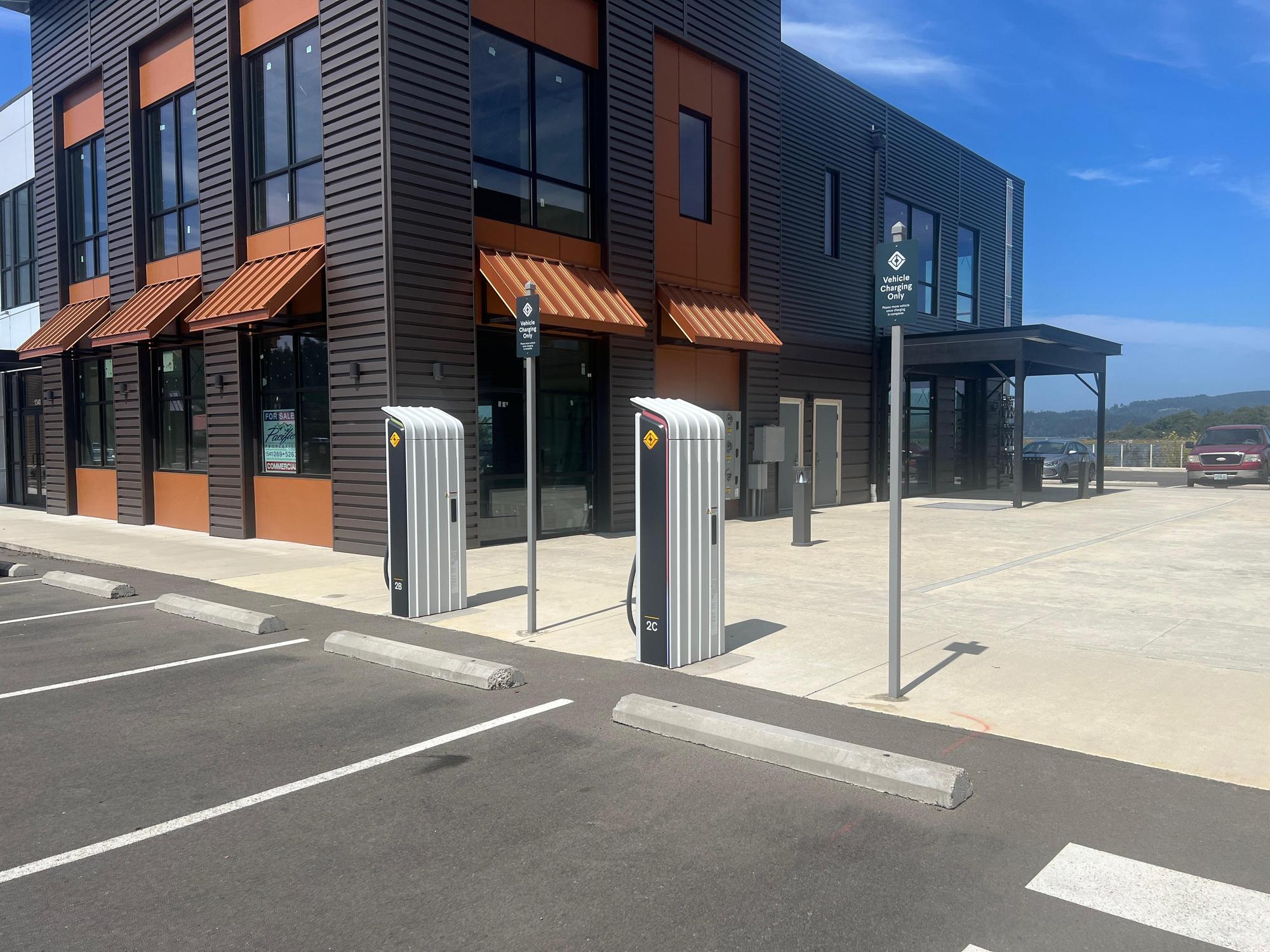 Coos Bay Village | Coos Bay, OR | EV Station