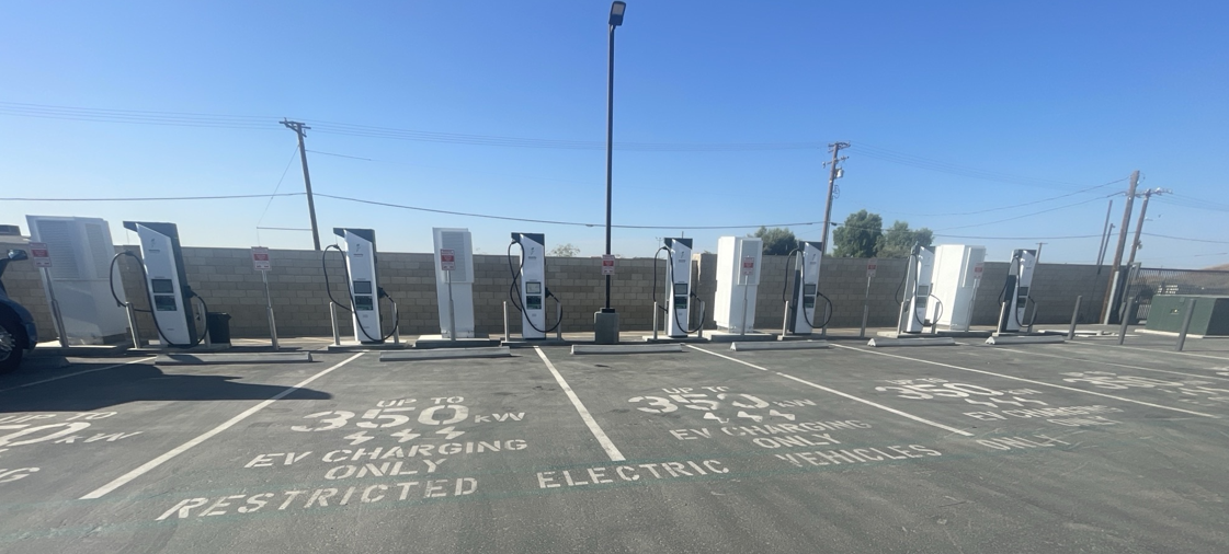 4 Gen Logistics | Rialto, CA | EV Station