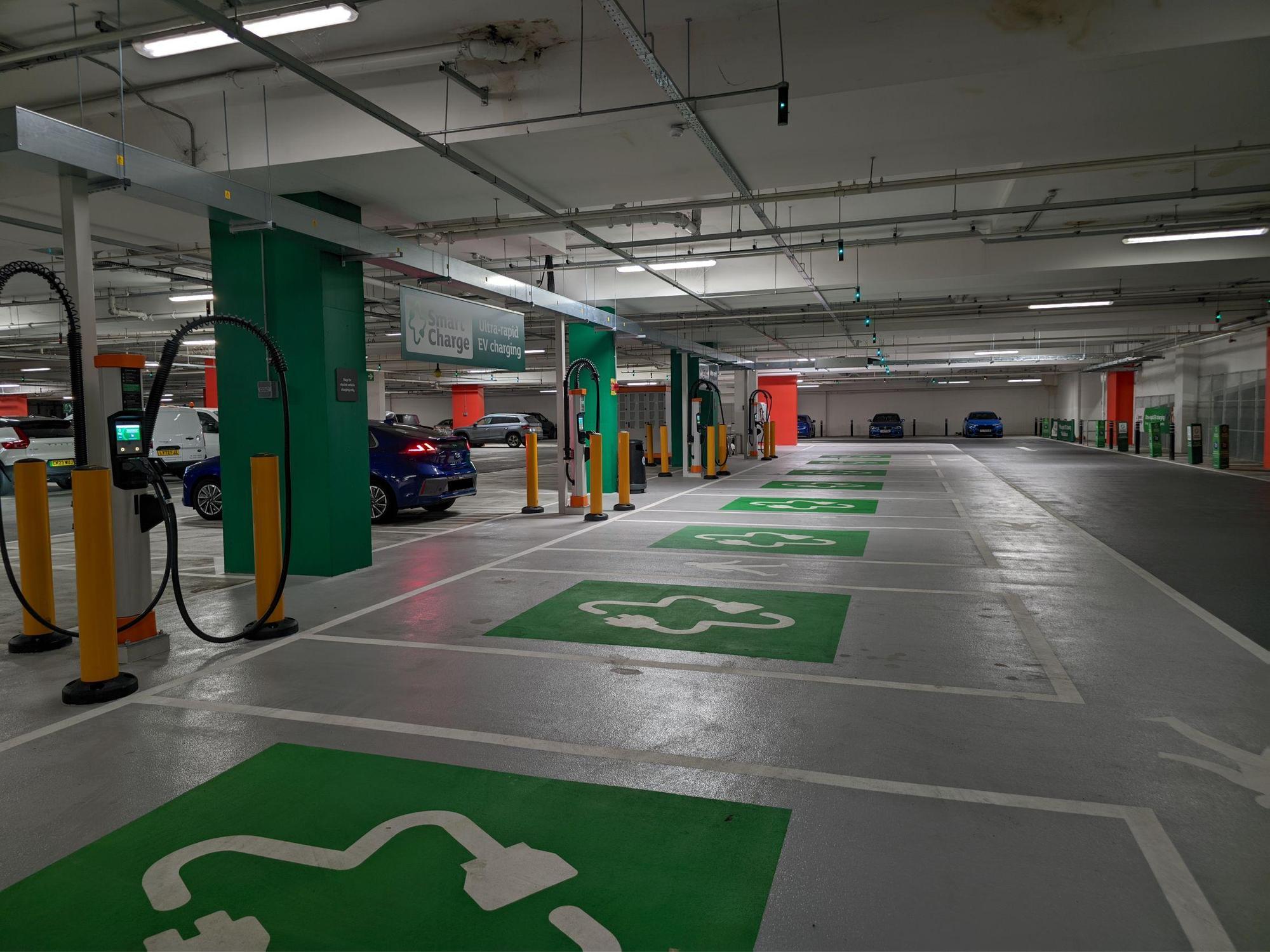 Sainsbury's Nine Elms | 62 Wandsworth Road, Nine Elms, London, SW8 2LF ...