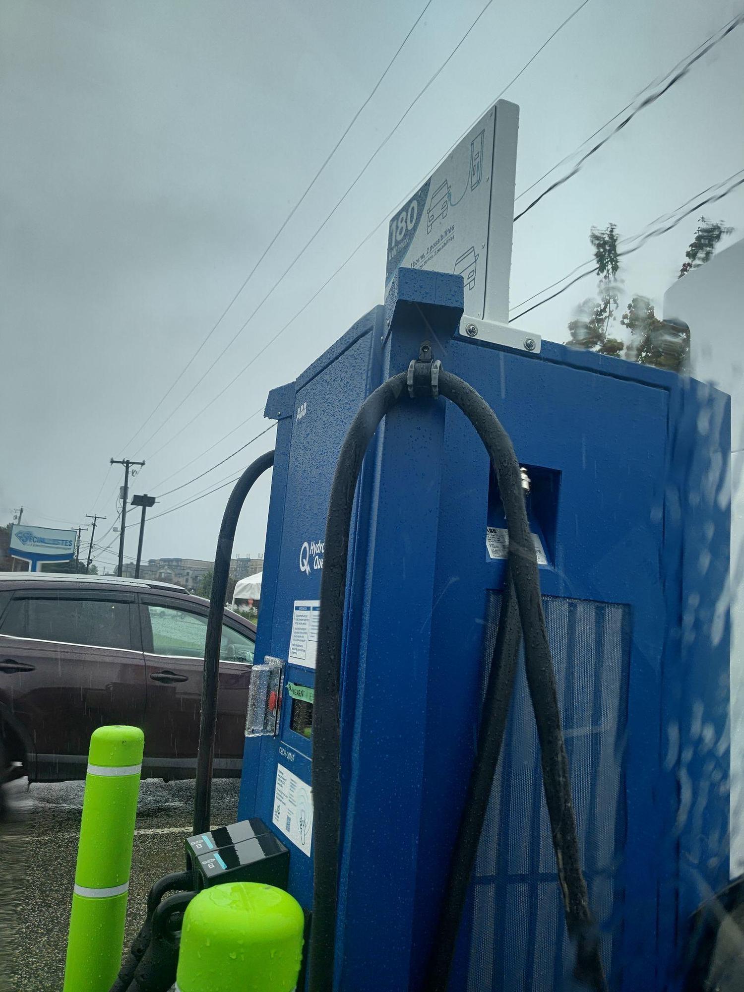 Boni Soir | Sherbrooke, QC | EV Station