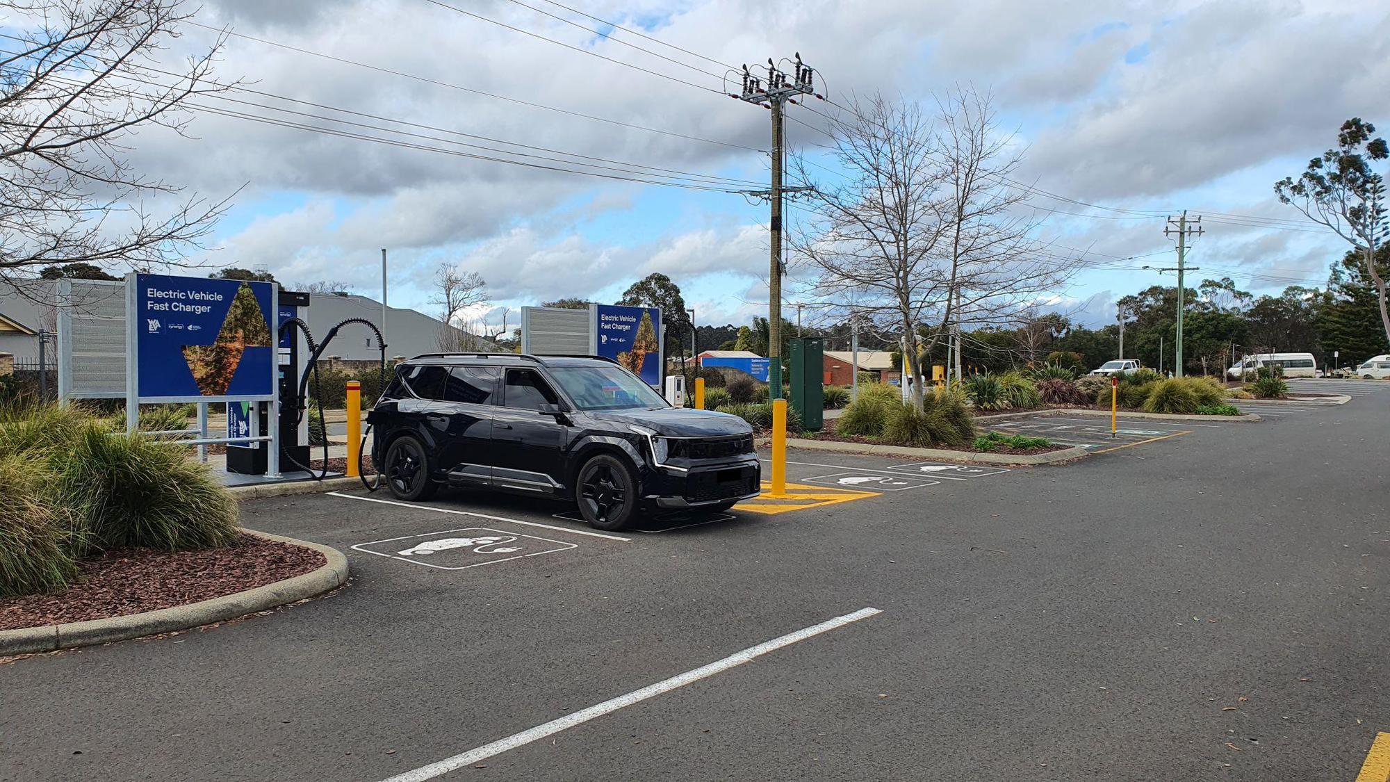 WA EV Network - 13 Wallcliffe Rd Car Park (2) | Margaret River, WA | EV ...