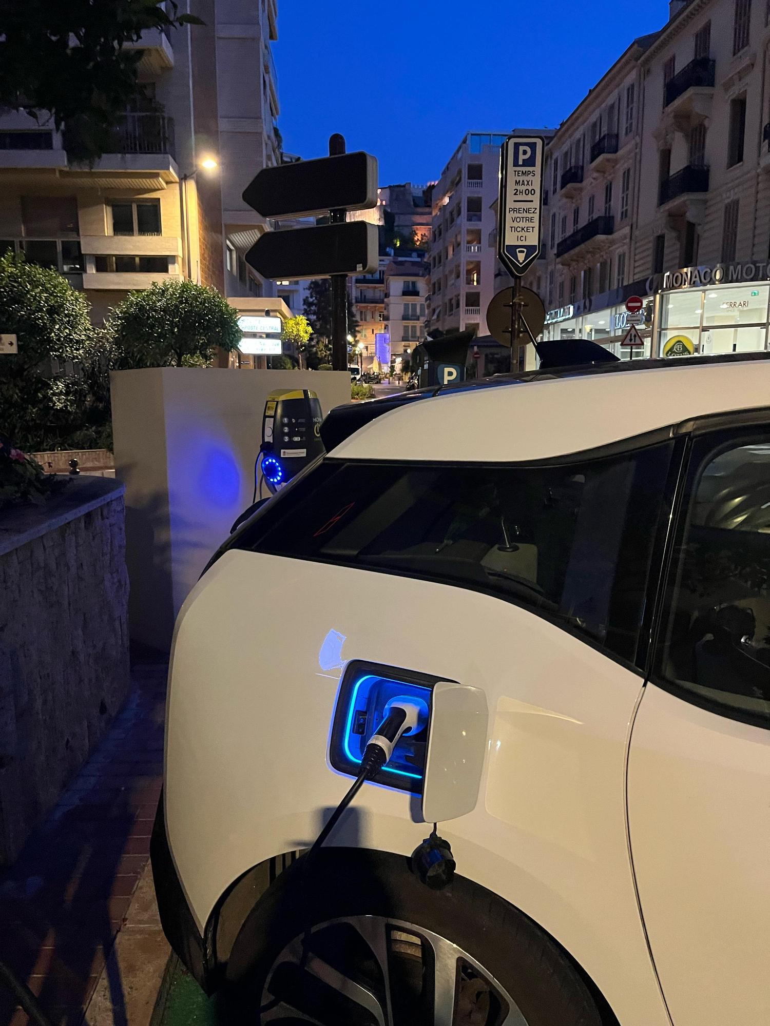 Rue Princesse Florestine, Monaco On | 8 Rue Princesse Florestine, 98000 ...