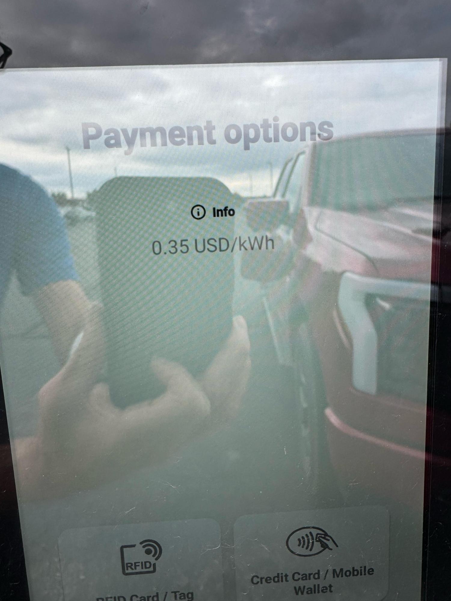 Vern Eide Ford | Mitchell, SD | EV Station