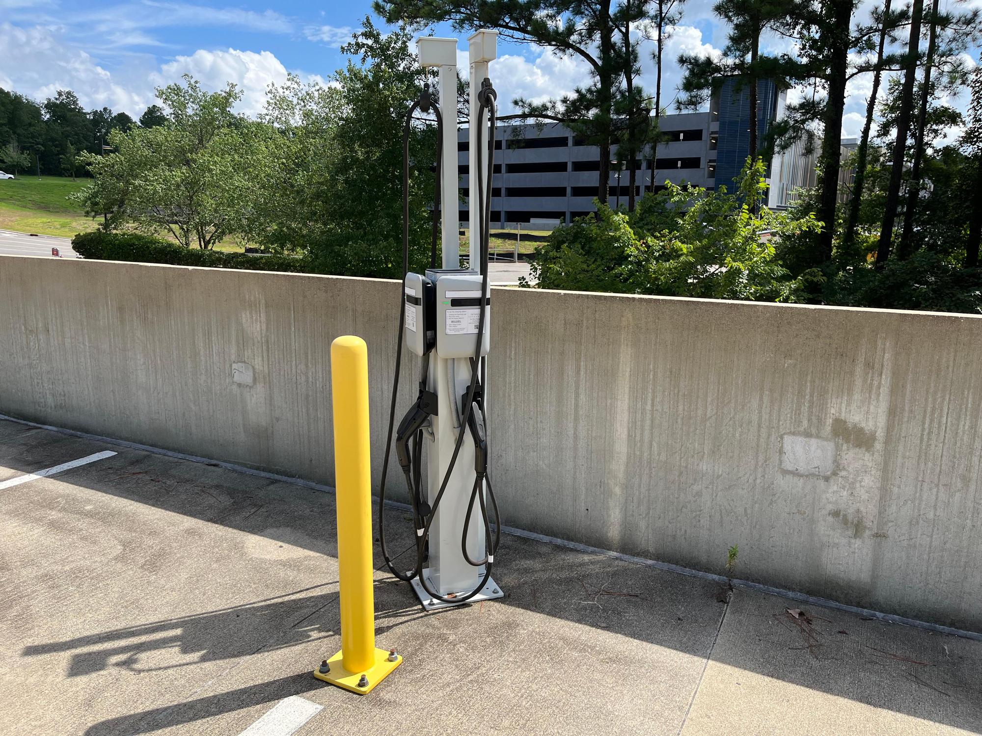 4000 Sancar Way at HUB RTP | Durham, NC | EV Station
