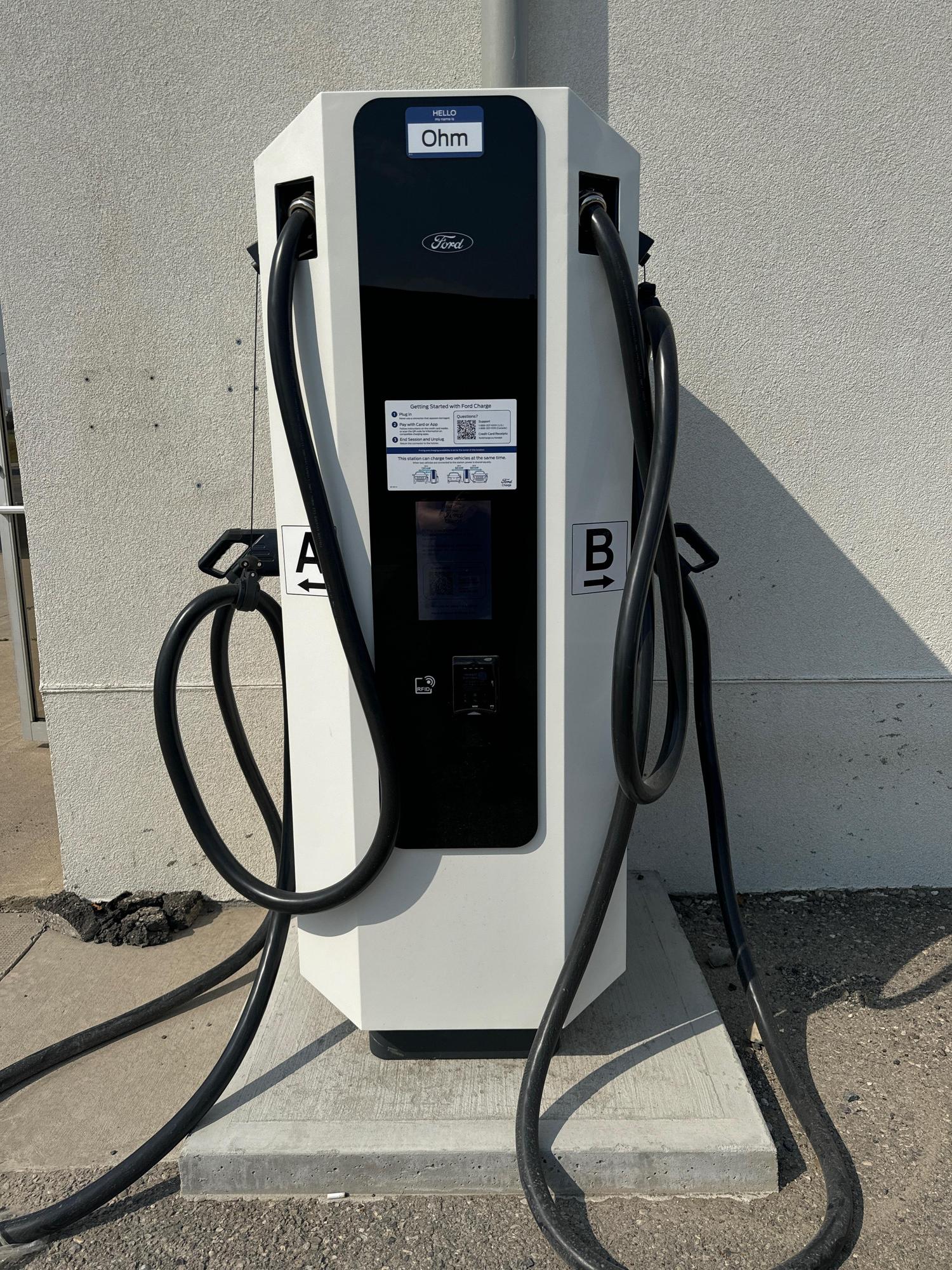 CSL Ford Sales | Cardston, AB | EV Station