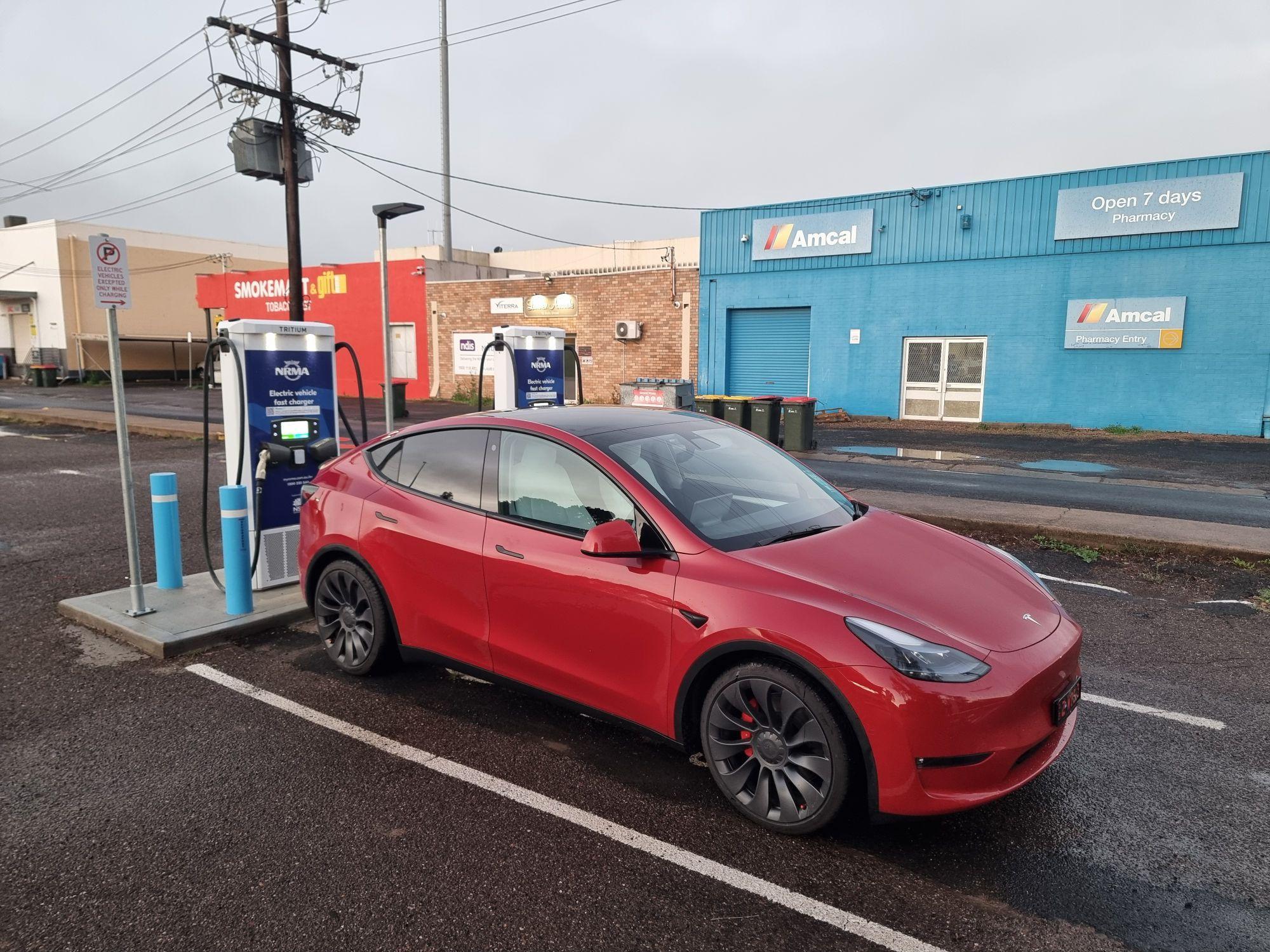 Return & Earn Moree Council Car Park | Moree, NSW | EV Station