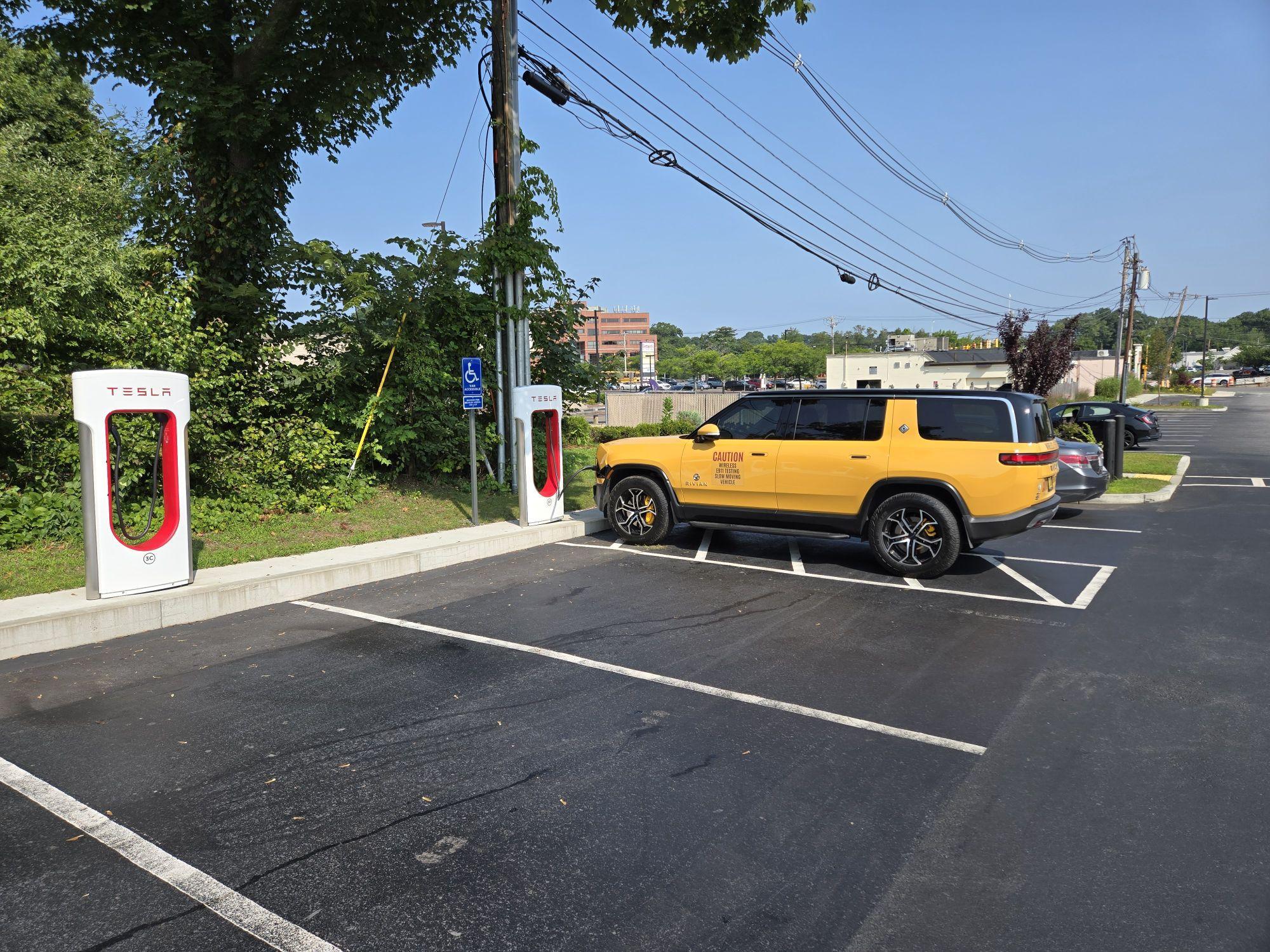 Aloft Framingham (2) | Framingham, MA | EV Station
