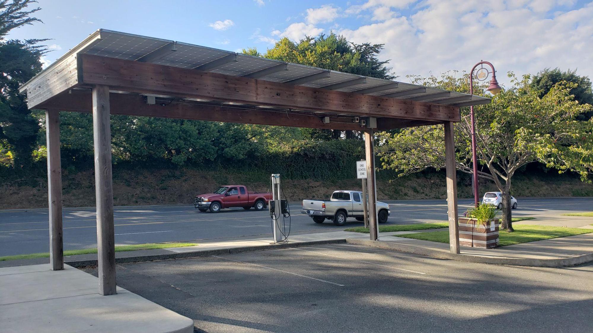 Bandon City Offices | Bandon, OR | EV Station