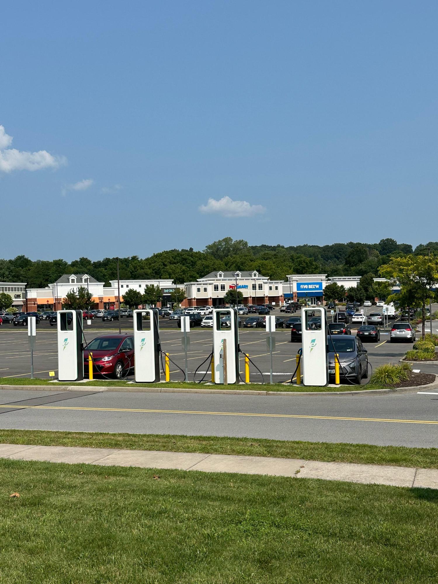 Victor Crossing | Victor, NY | EV Station