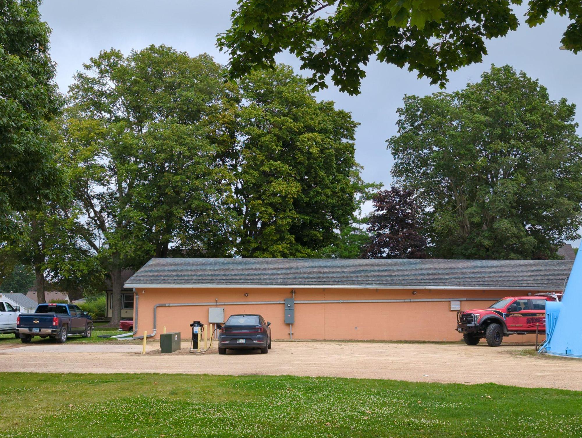 Caledonia City Hall - Water Tower | Caledonia, MN | EV Station
