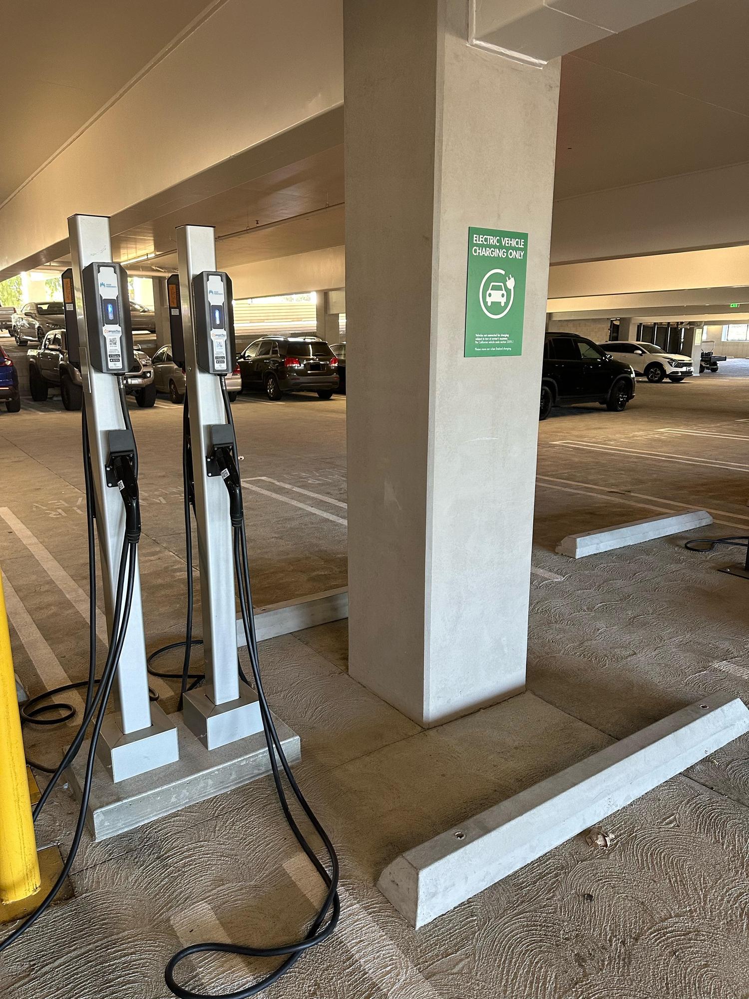 Kaiser Permanente Riverside Medical Center | Riverside, CA | EV Station