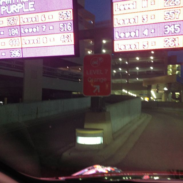 MSP Airport - Terminal 2 Orange Ramp | St Paul, MN | EV Station