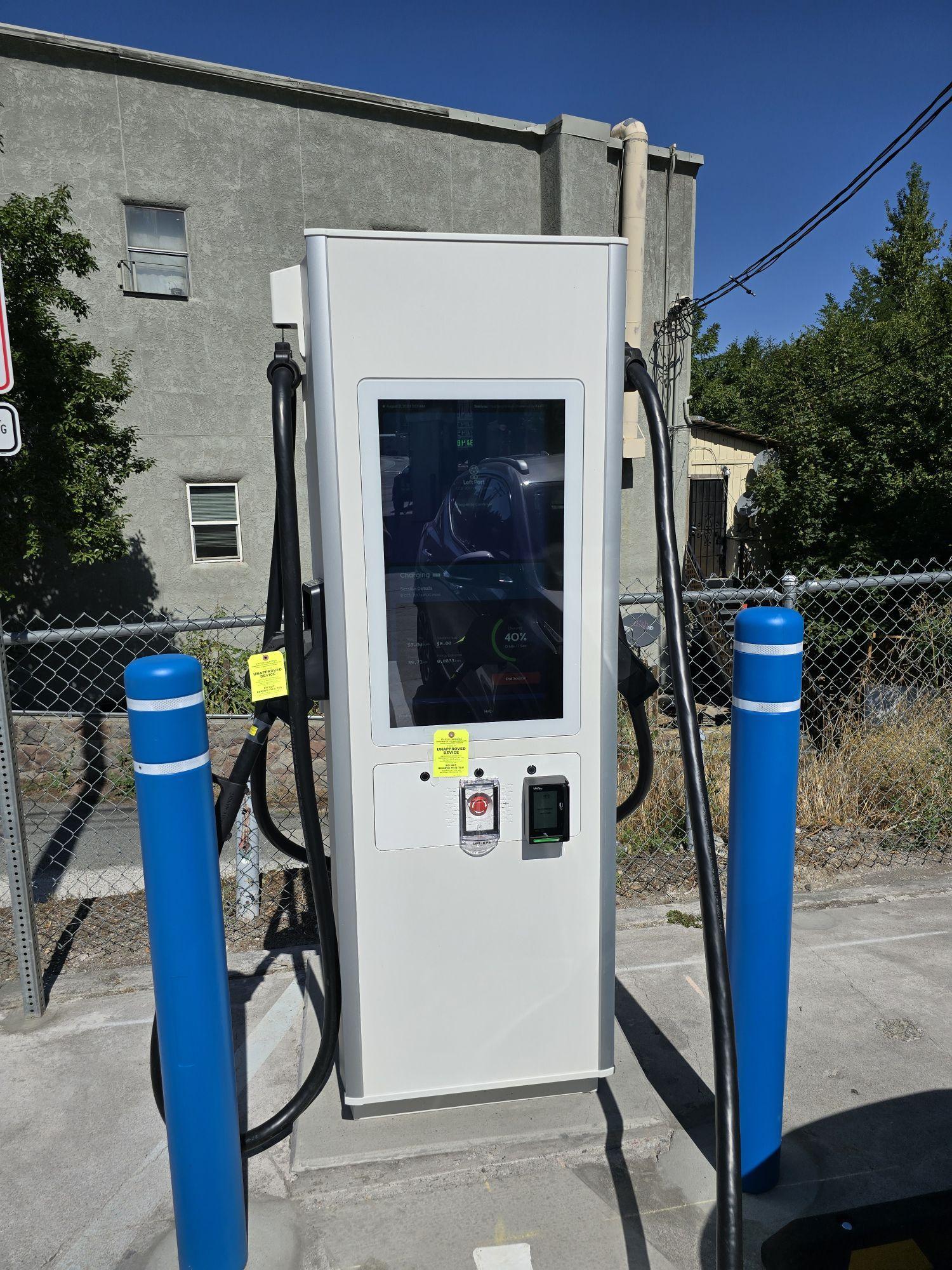 Handy Stop Patriot | Weed, CA | EV Station