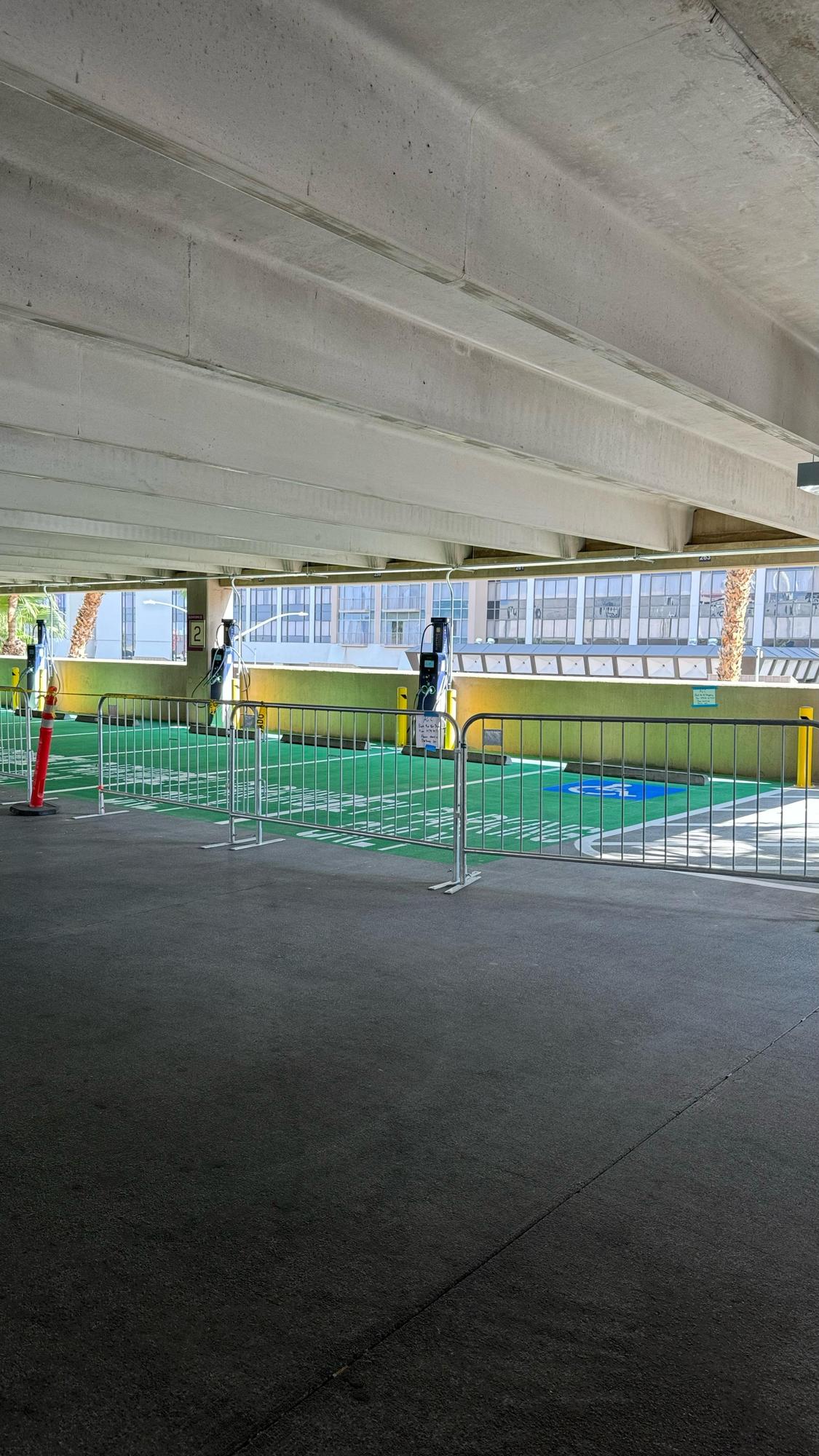 Cromwell Self Parking Garage | Las Vegas, NV | EV Station