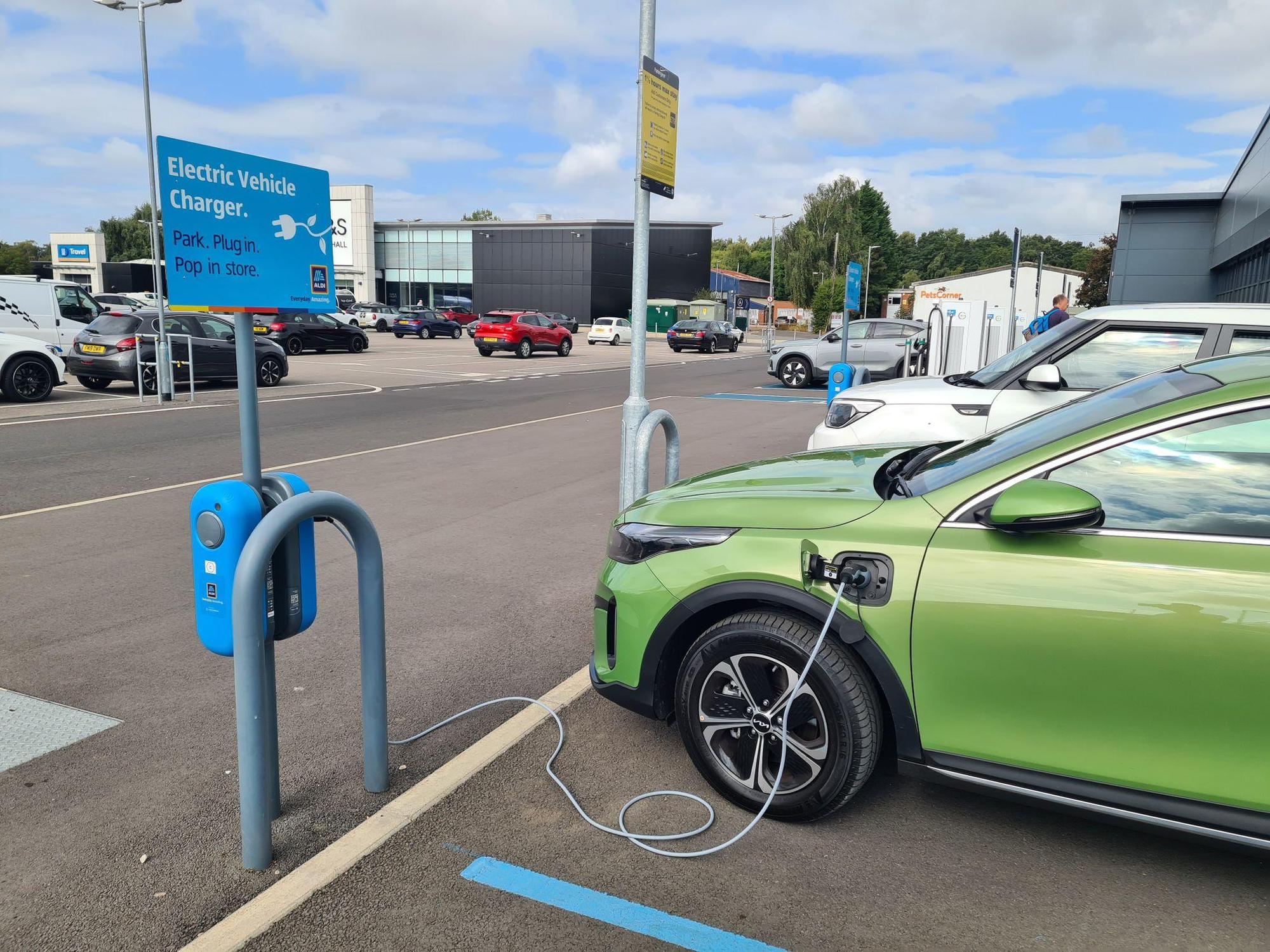 Aldi Lincoln | 3 Moorland Way, Lincoln LN6 7TN, UK | EV Station