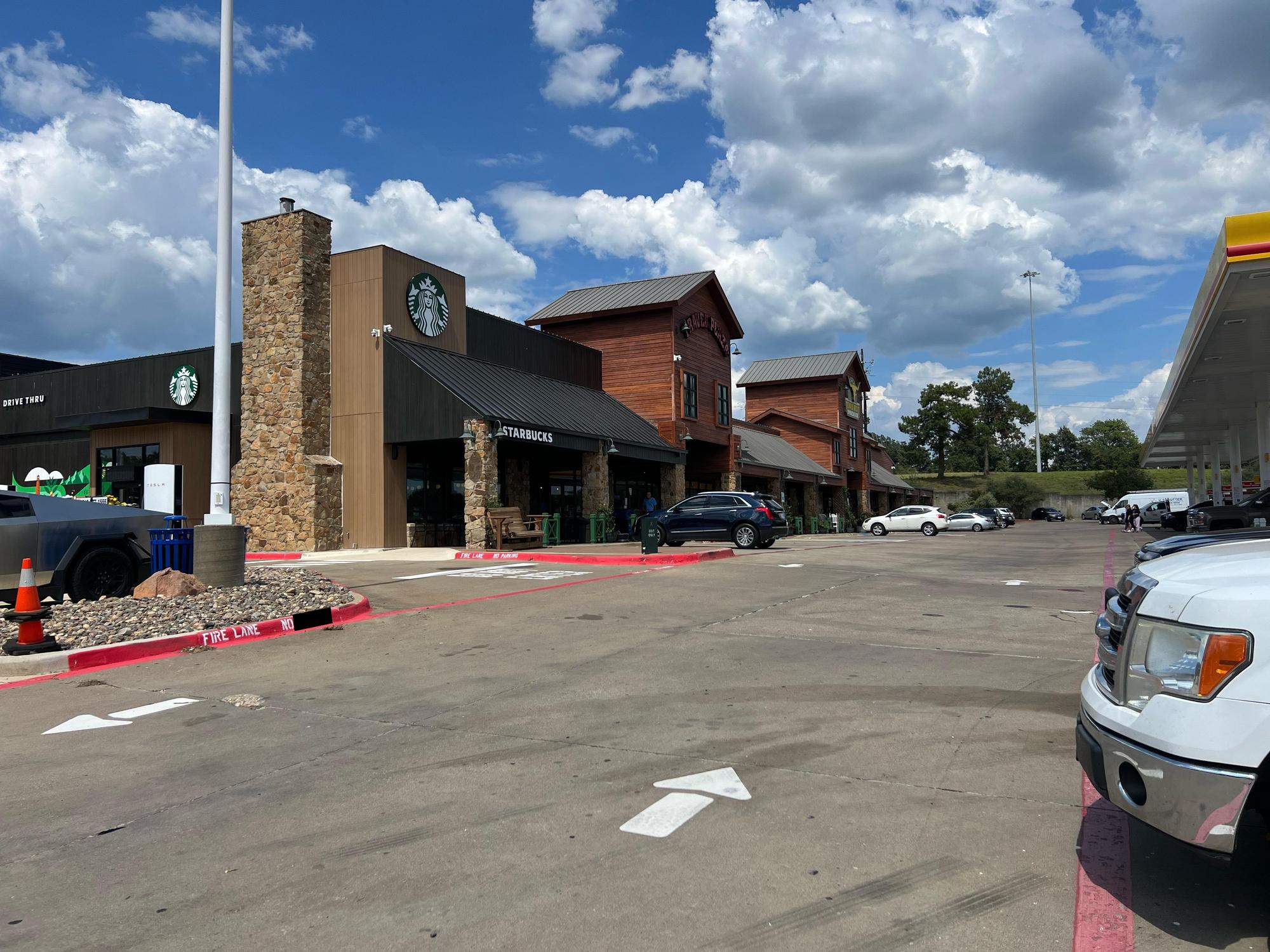 Texas Best Smokehouse | Tyler, TX | EV Station
