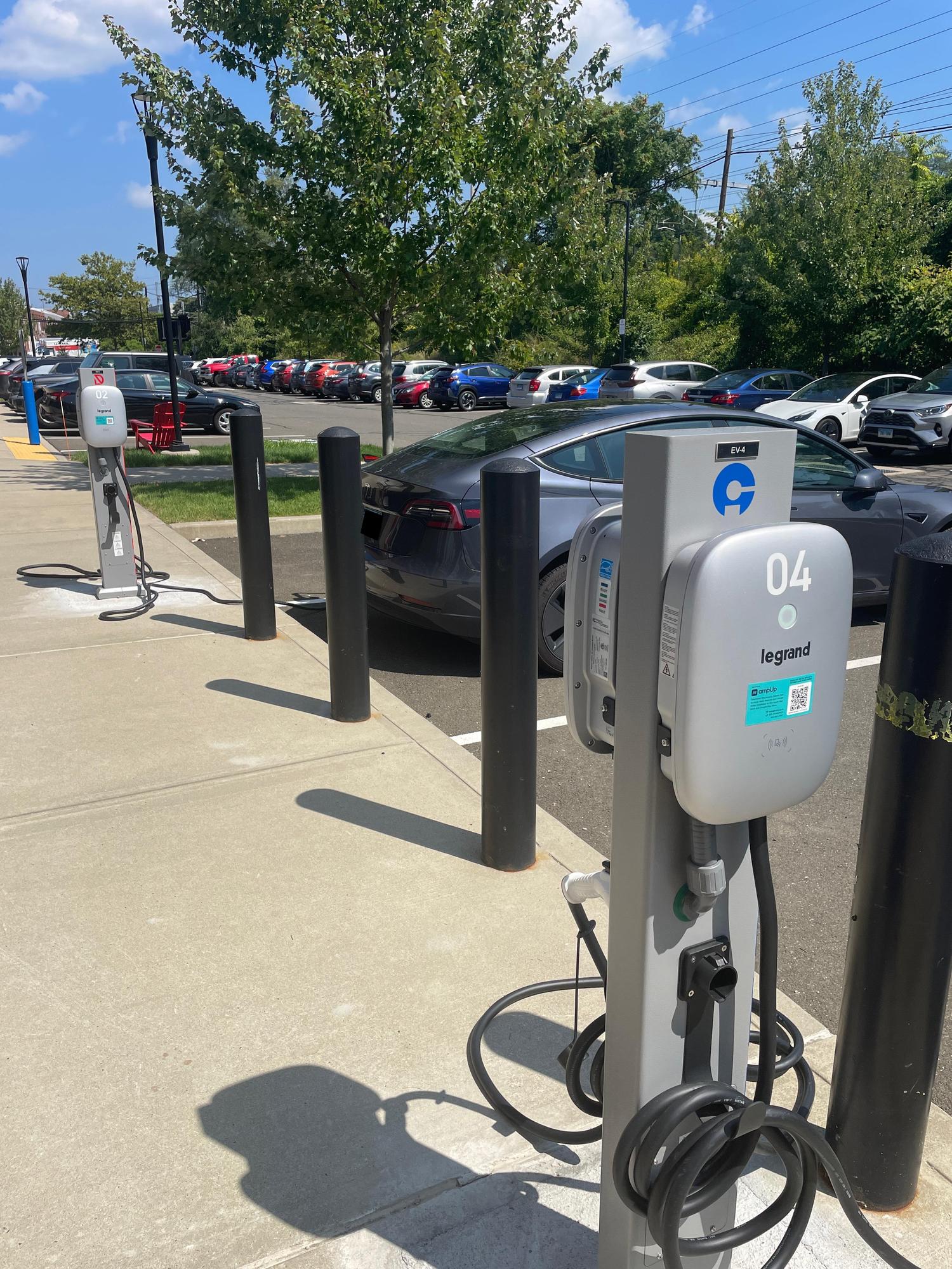District: New Haven | New Haven, CT | EV Station