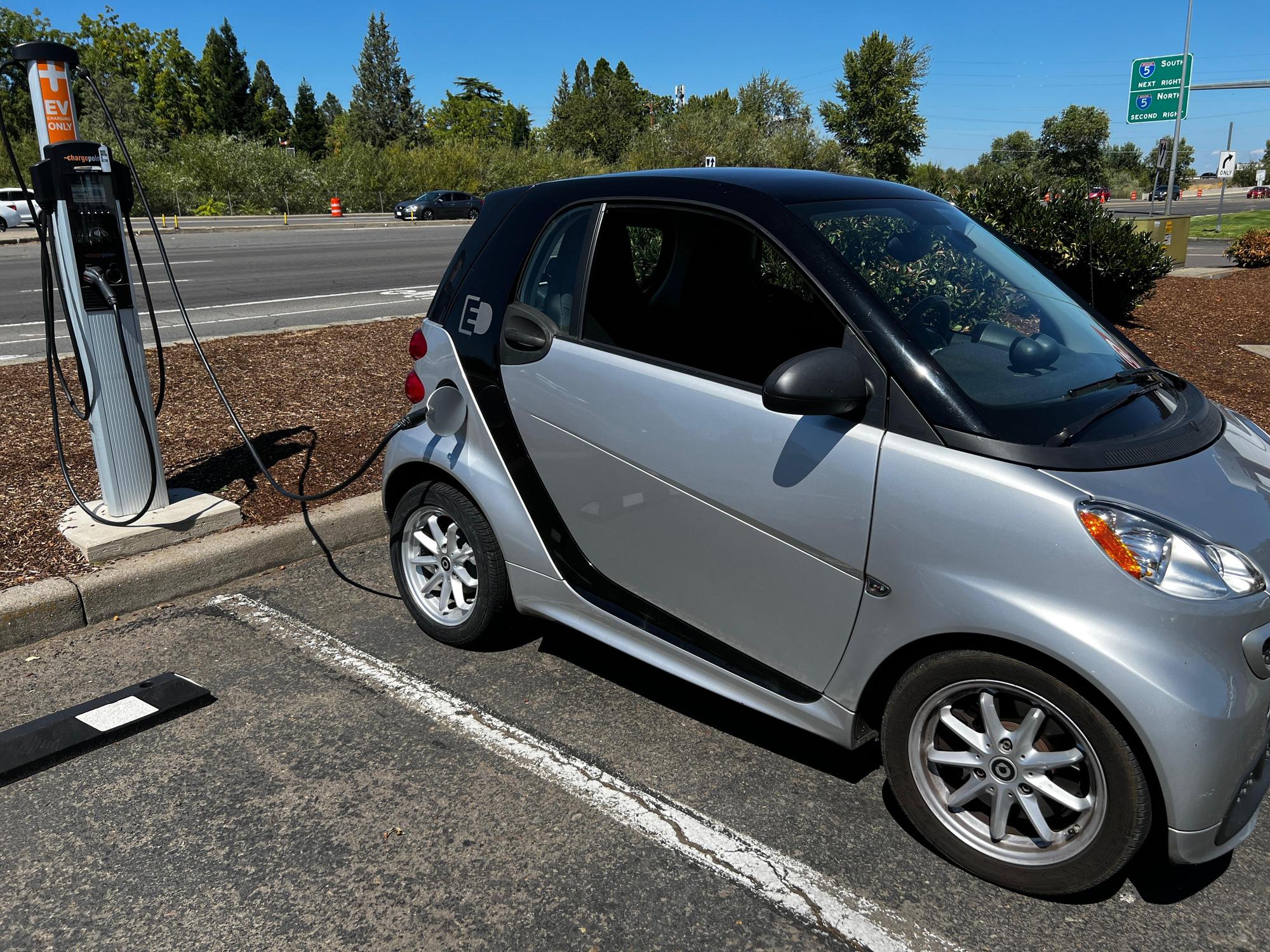 Target (1) | Medford, OR | EV Station