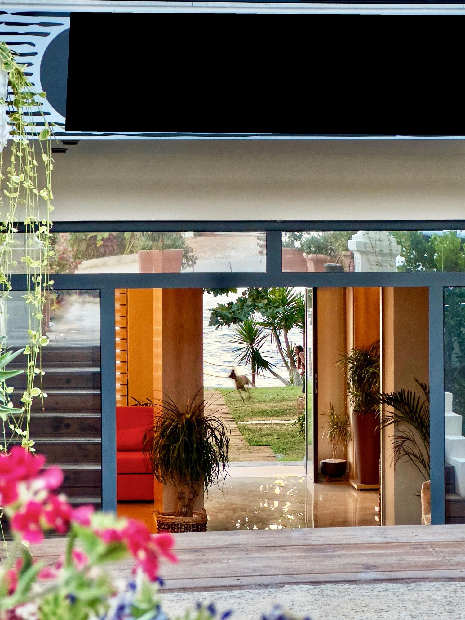 Orb Inn | Saranda, Qarku i Vlorës | EV Station