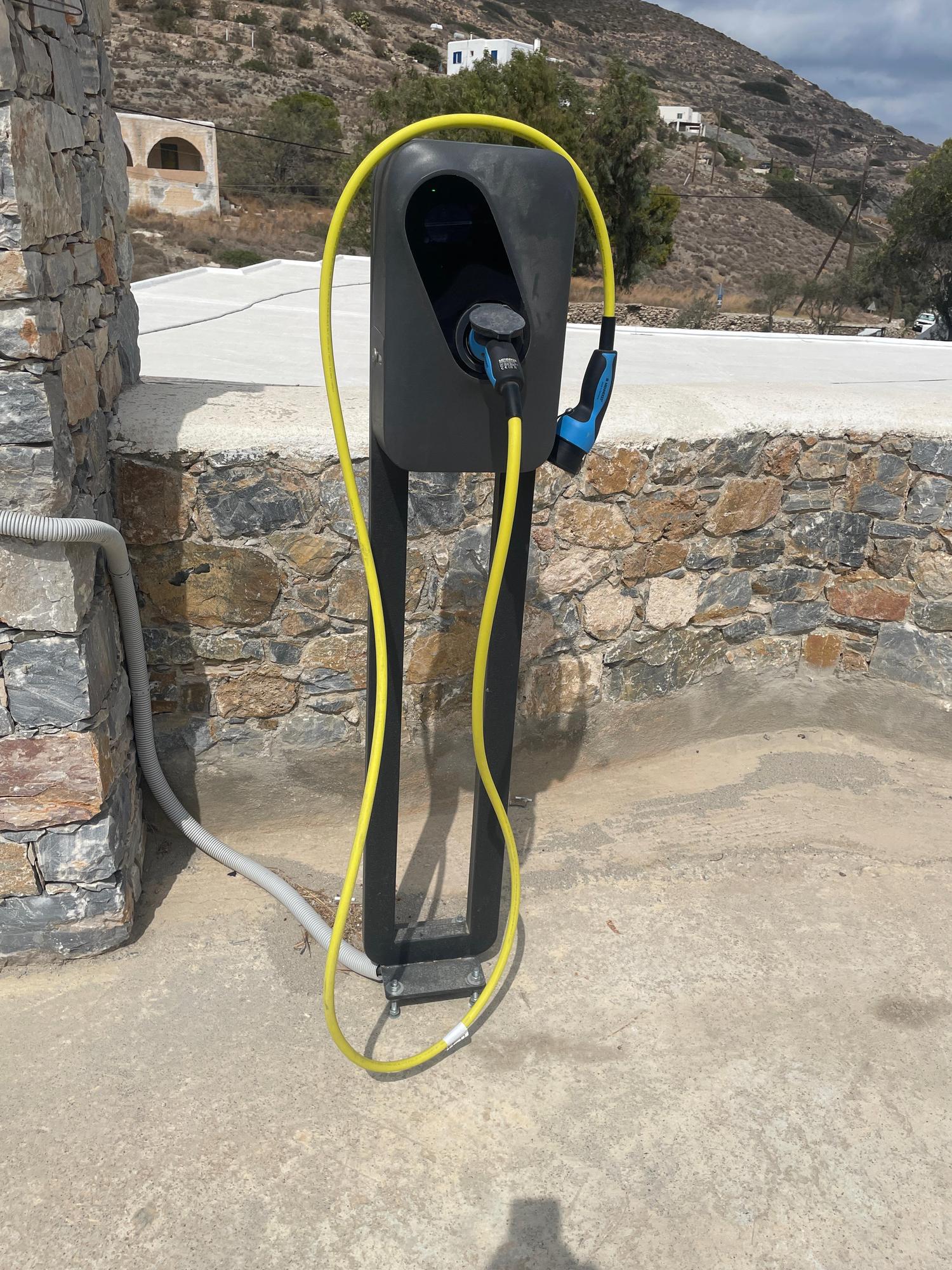 Etrel | Taste of Joy Restaurant, Tzamaria, Ios 840 01, Greece | EV Station