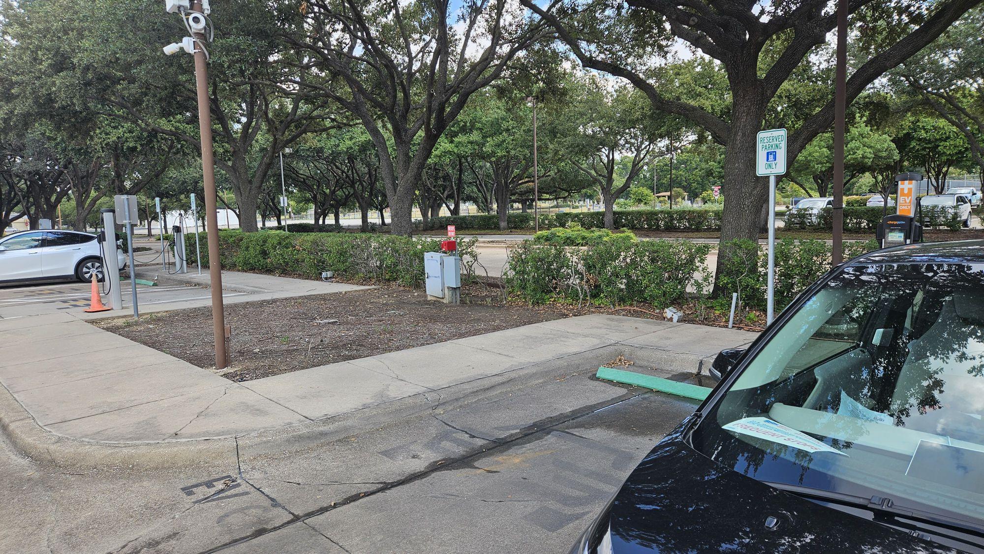 Farmers Branch City Hall | Farmers Branch, TX | EV Station
