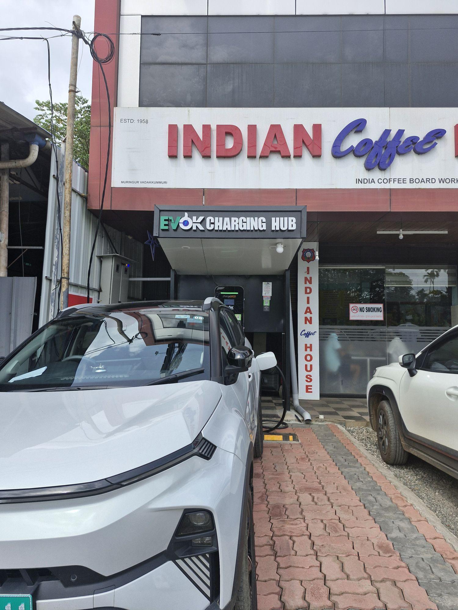 EVOK Charging Hub Murigoor Chalakudy | Muringur Vadakkummuri, KL | EV Station