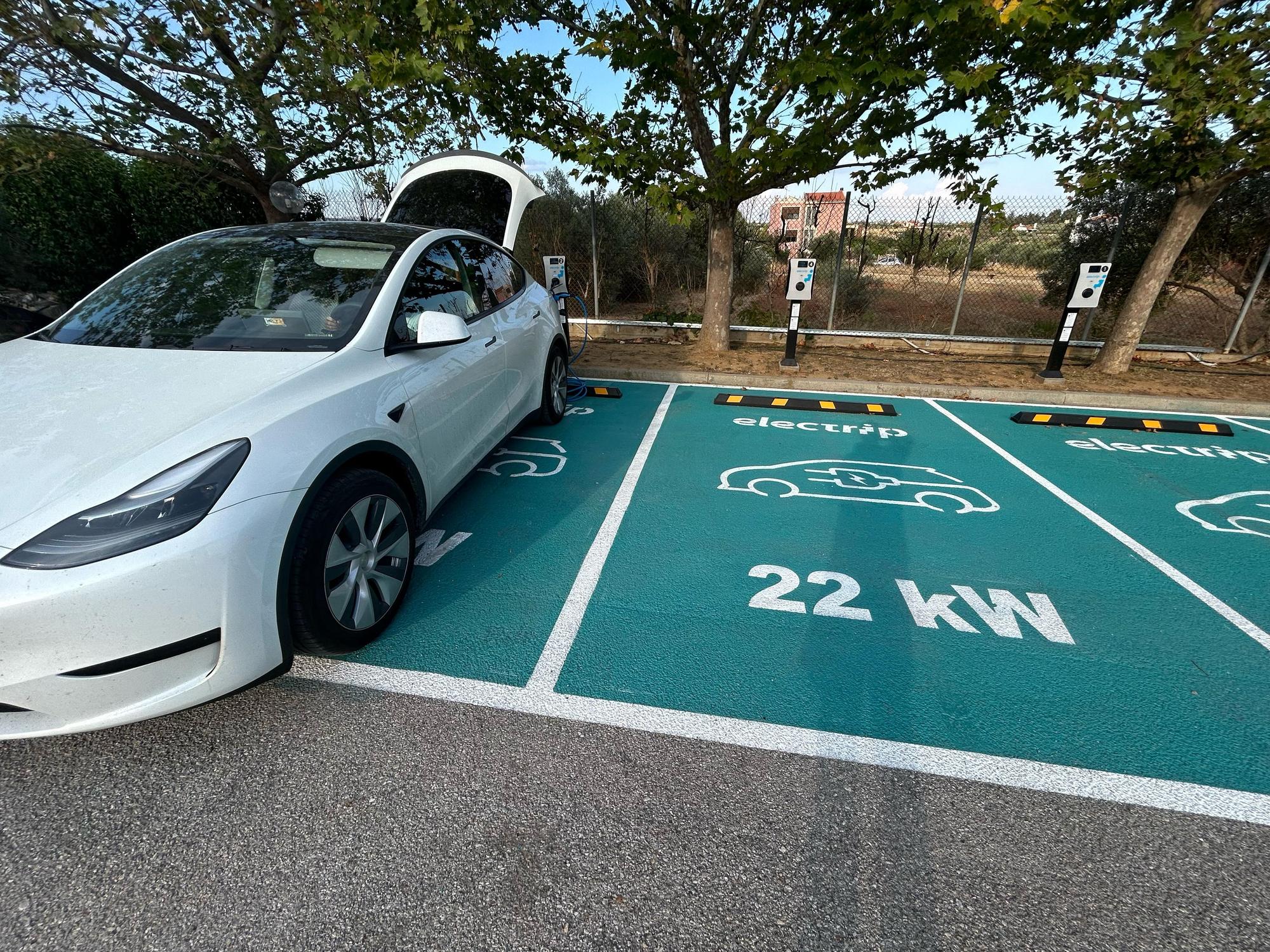 Electrip - Nefeli Hotel | 5 Th Klm National Road | EV Station