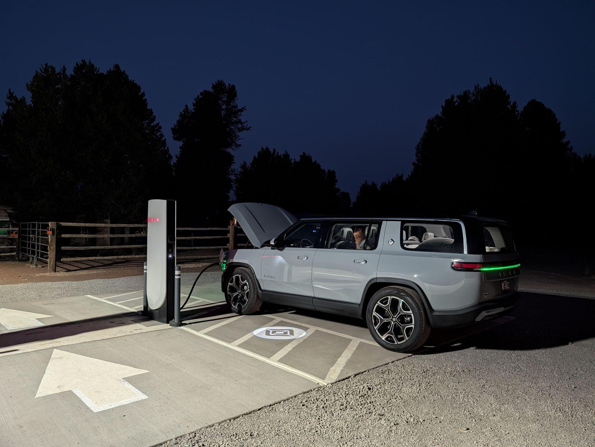 Diamond Lake Junction Cafe | Chemult, OR | EV Station