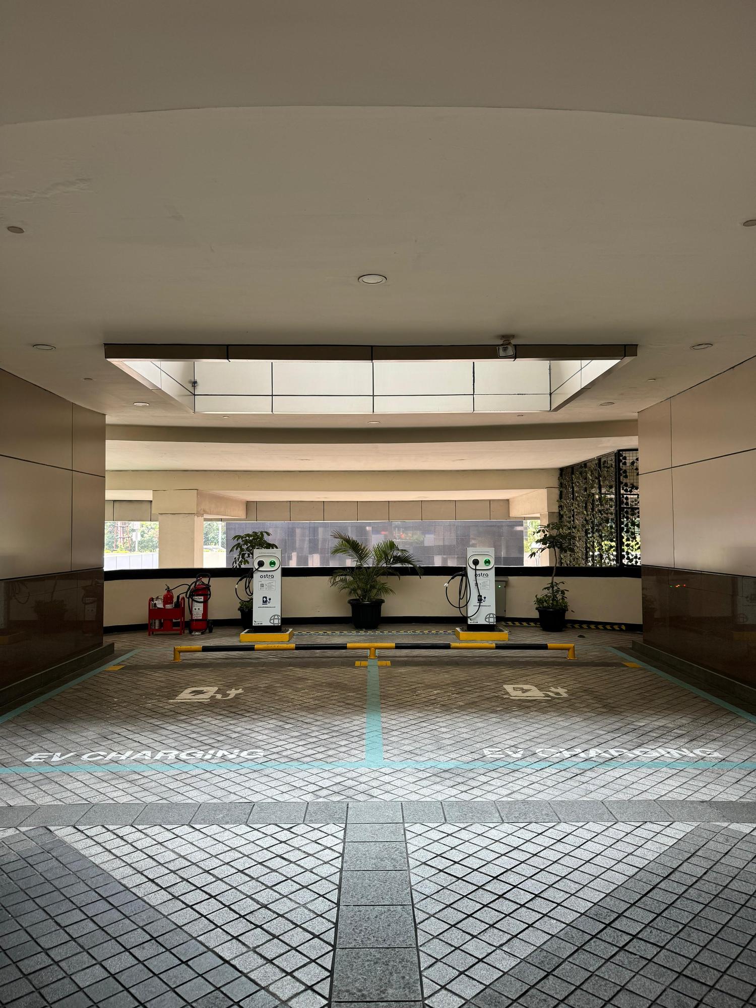 OSTRA Indonesia - Pacific Place | Jl. Jenderal Sudirman No.52-53 40, RT ...