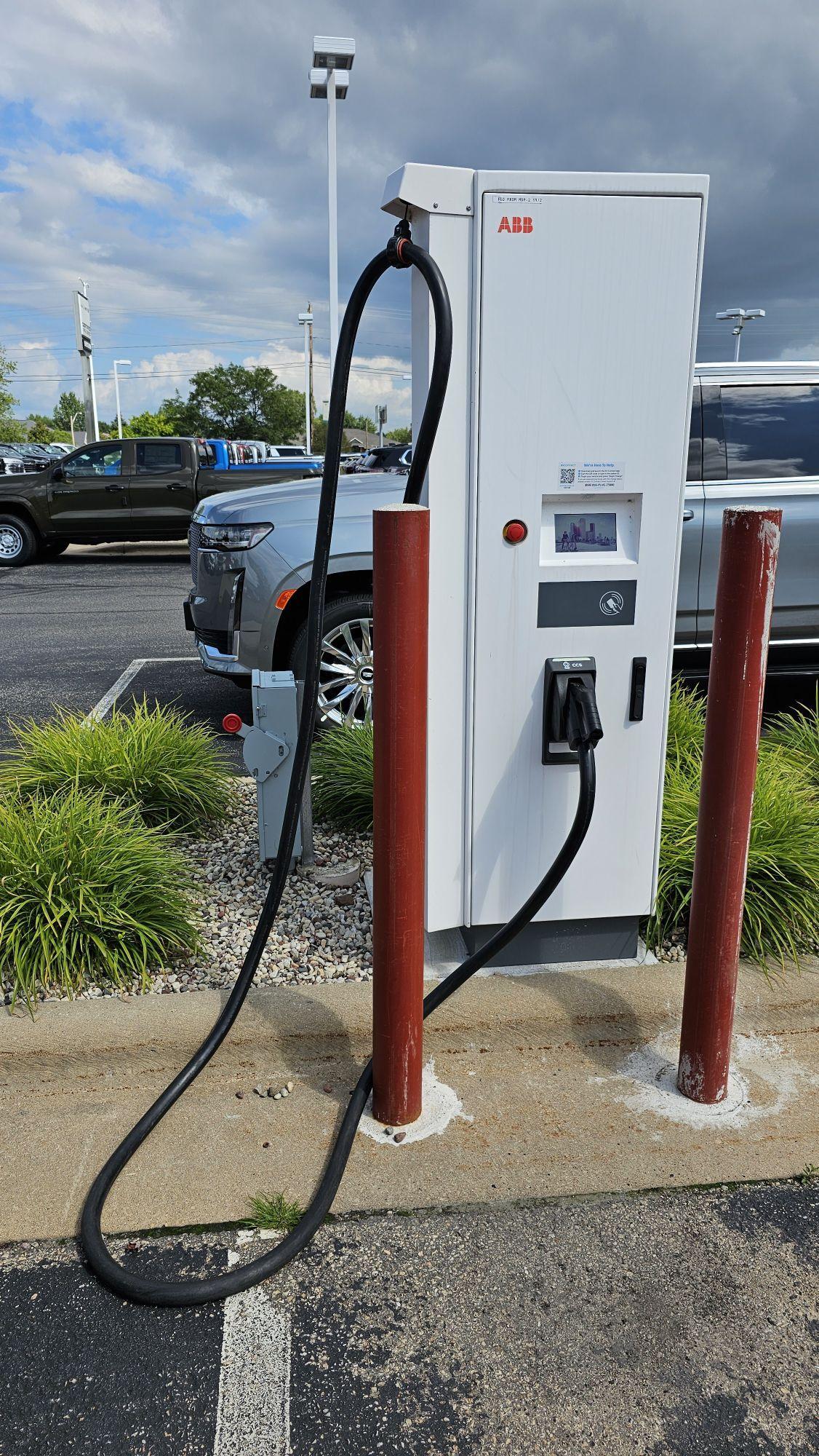 Bergstrom Chevrolet Buick GMC of Oshkosh - Front (1) | Oshkosh, WI | EV ...