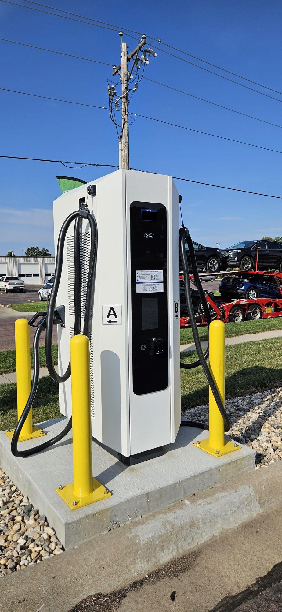Vern Eide Ford | Mitchell, SD | EV Station