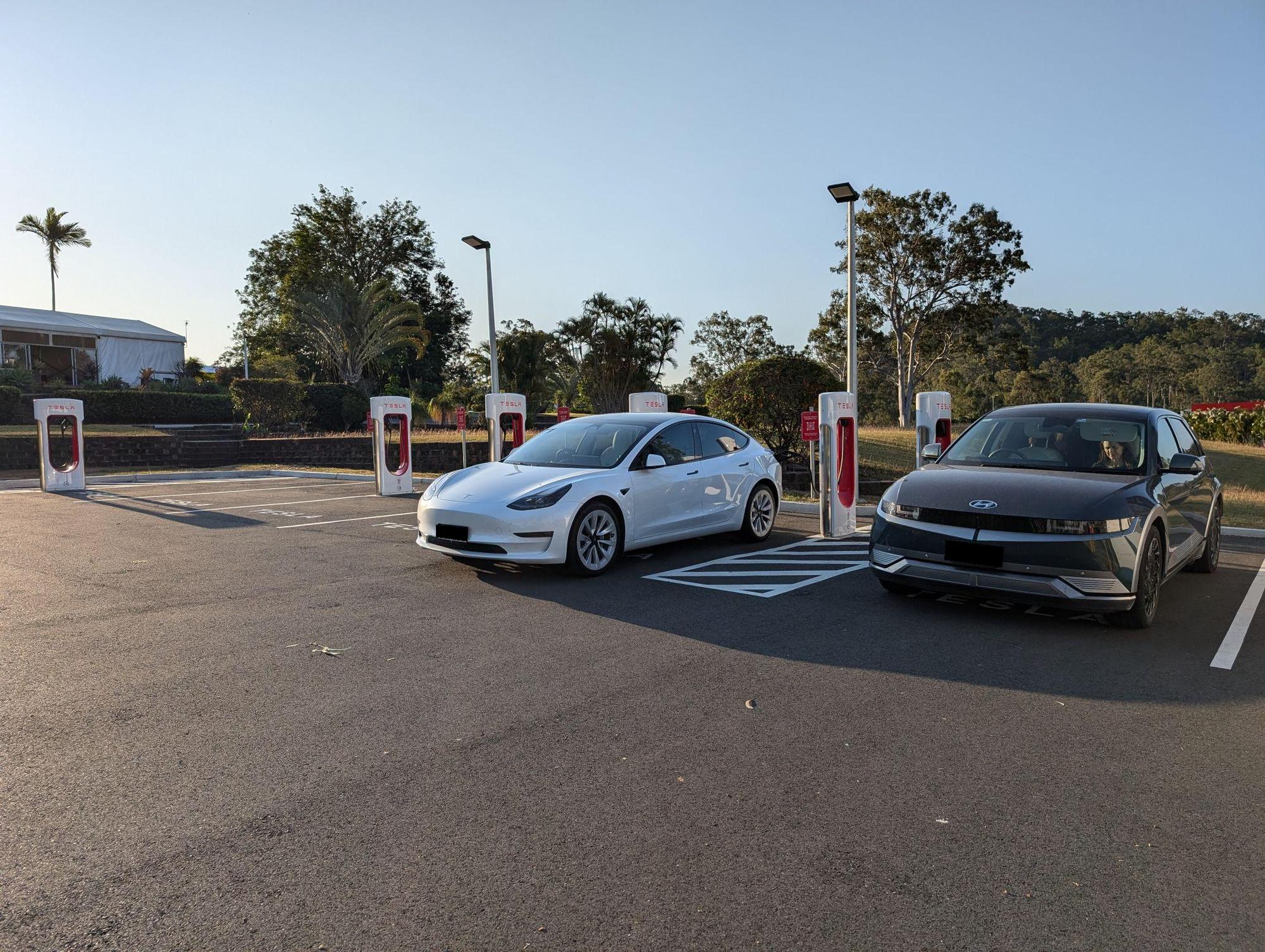 Comfort Hotel Parklands Calliope | Calliope, QLD | EV Station