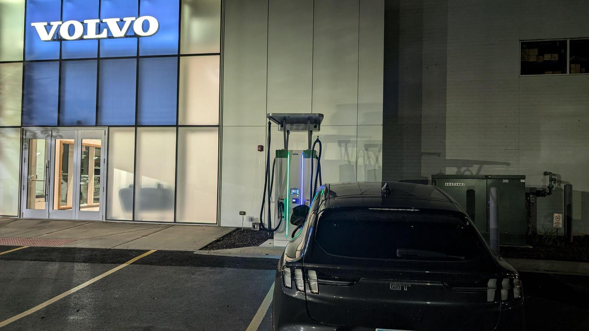 Volvo of Lisle - Back | Lisle, IL | EV Station