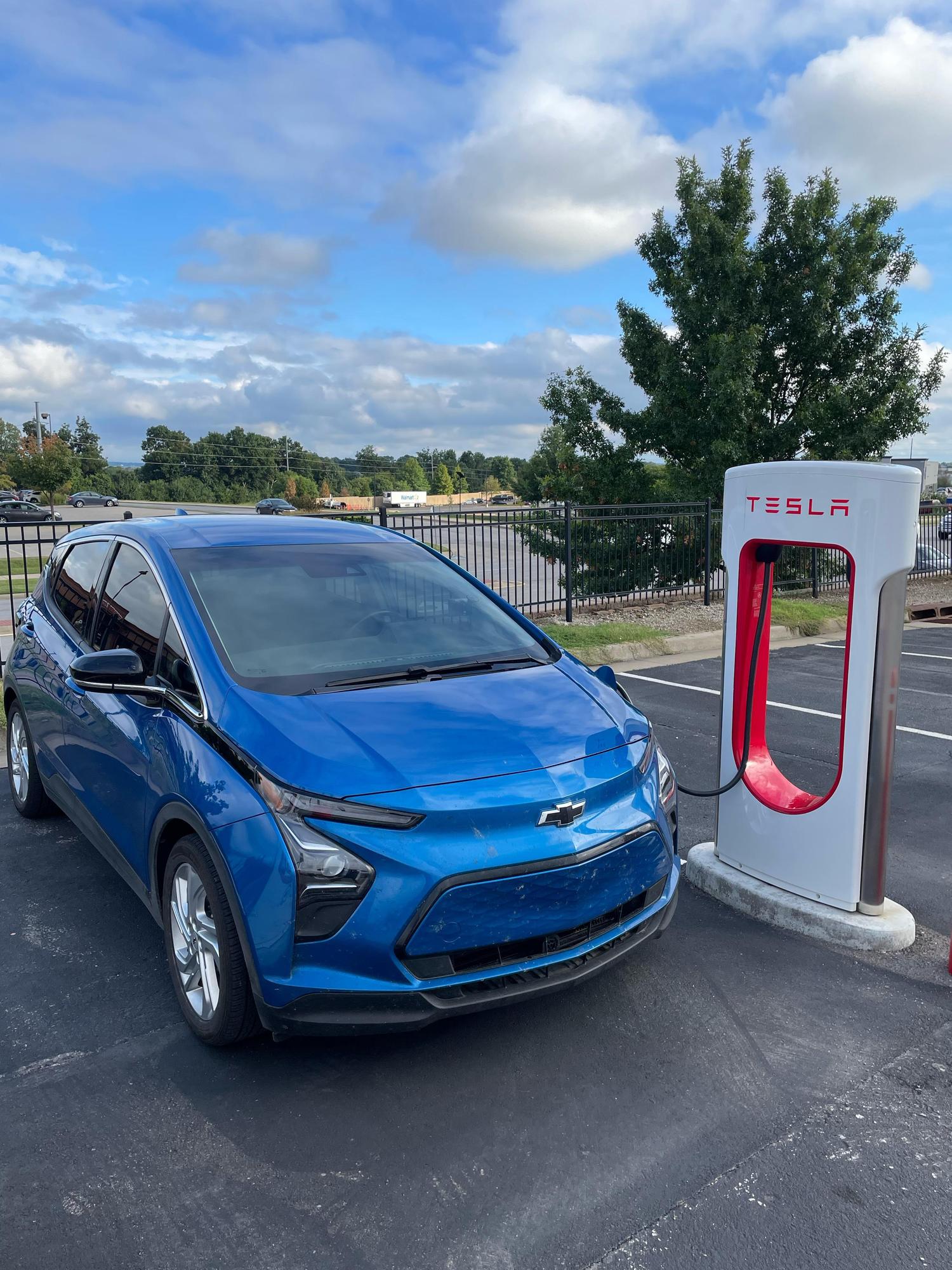 Tulsa Hills Shopping Center | Tulsa, OK | EV Station