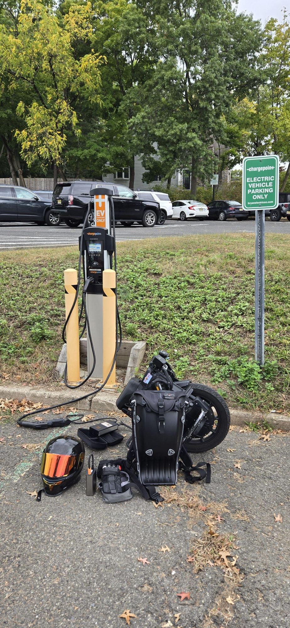 Oradell Public Library | Oradell, NJ | EV Station