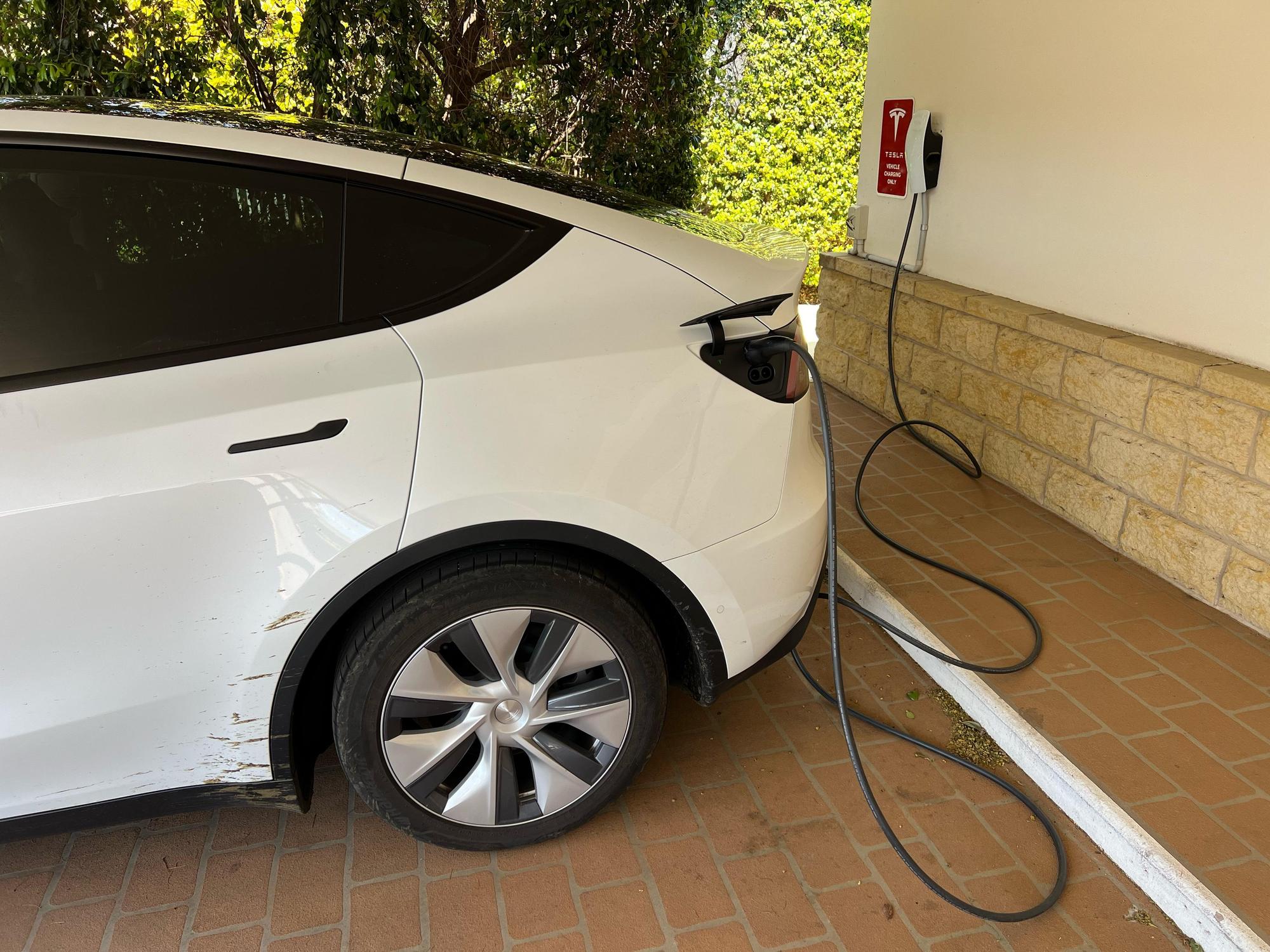 Roma Explorer Inn | Roma, QLD | EV Station