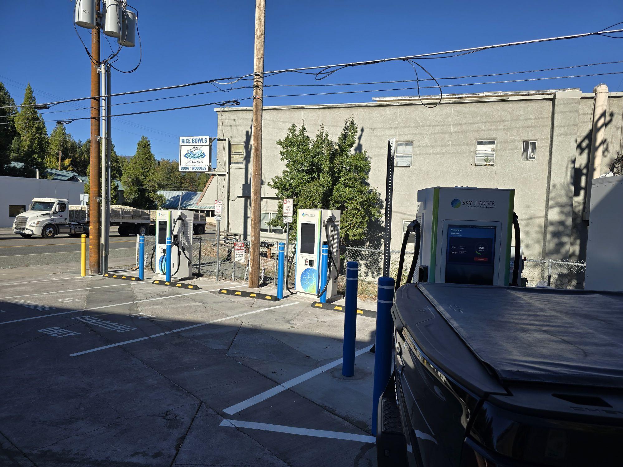 Handy Stop Patriot | Weed, CA | EV Station