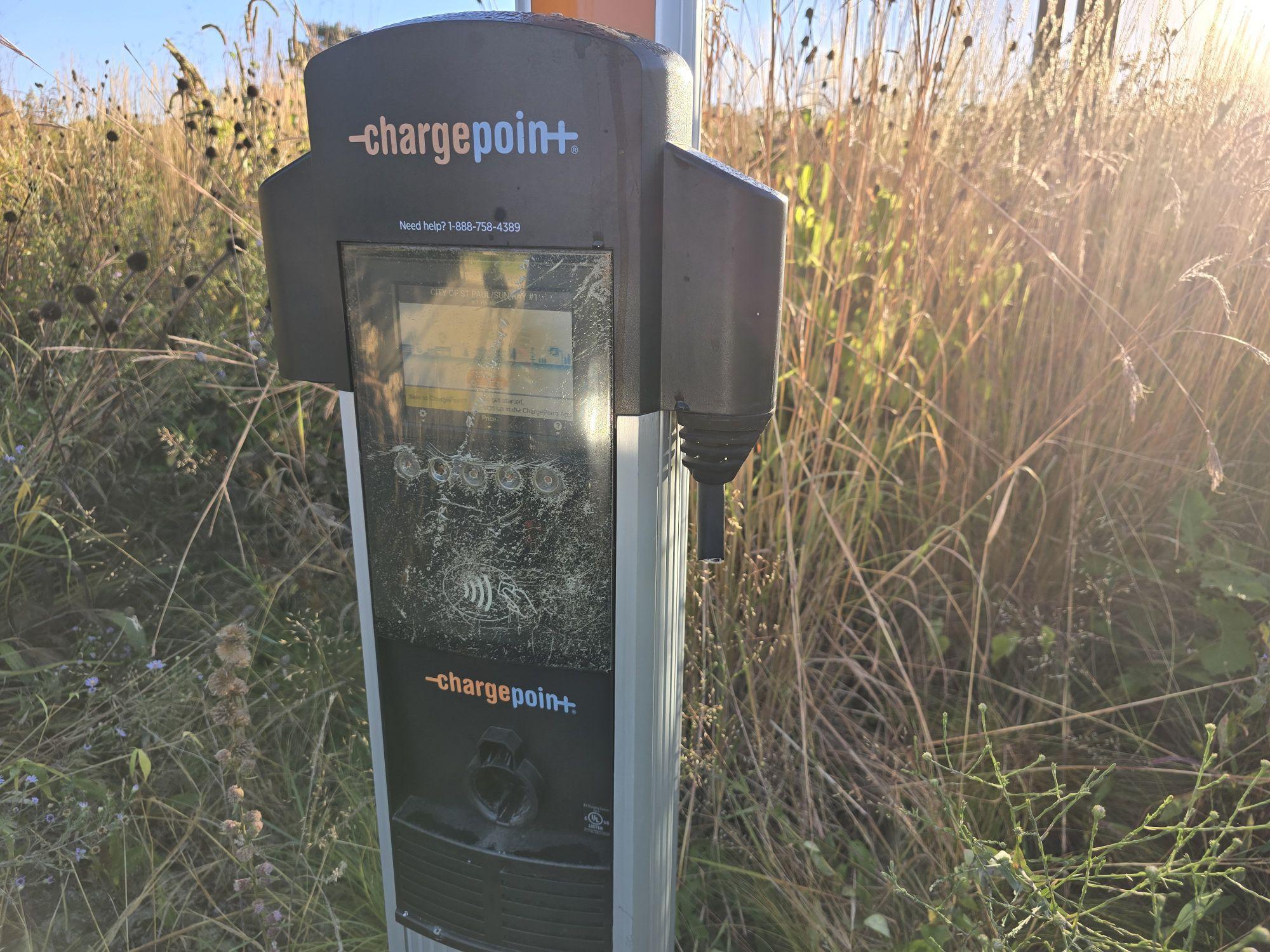 Sun Ray Library | St Paul, MN | EV Station